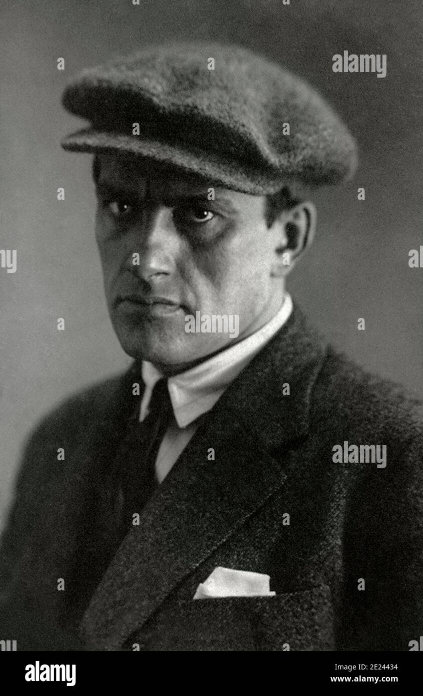 Soviet russian novelist hi-res stock photography and images - Alamy
