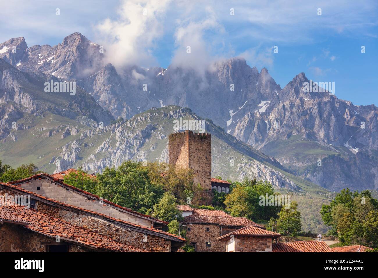Tower of pedro ruiz de mogrovejo hi-res stock photography and images ...