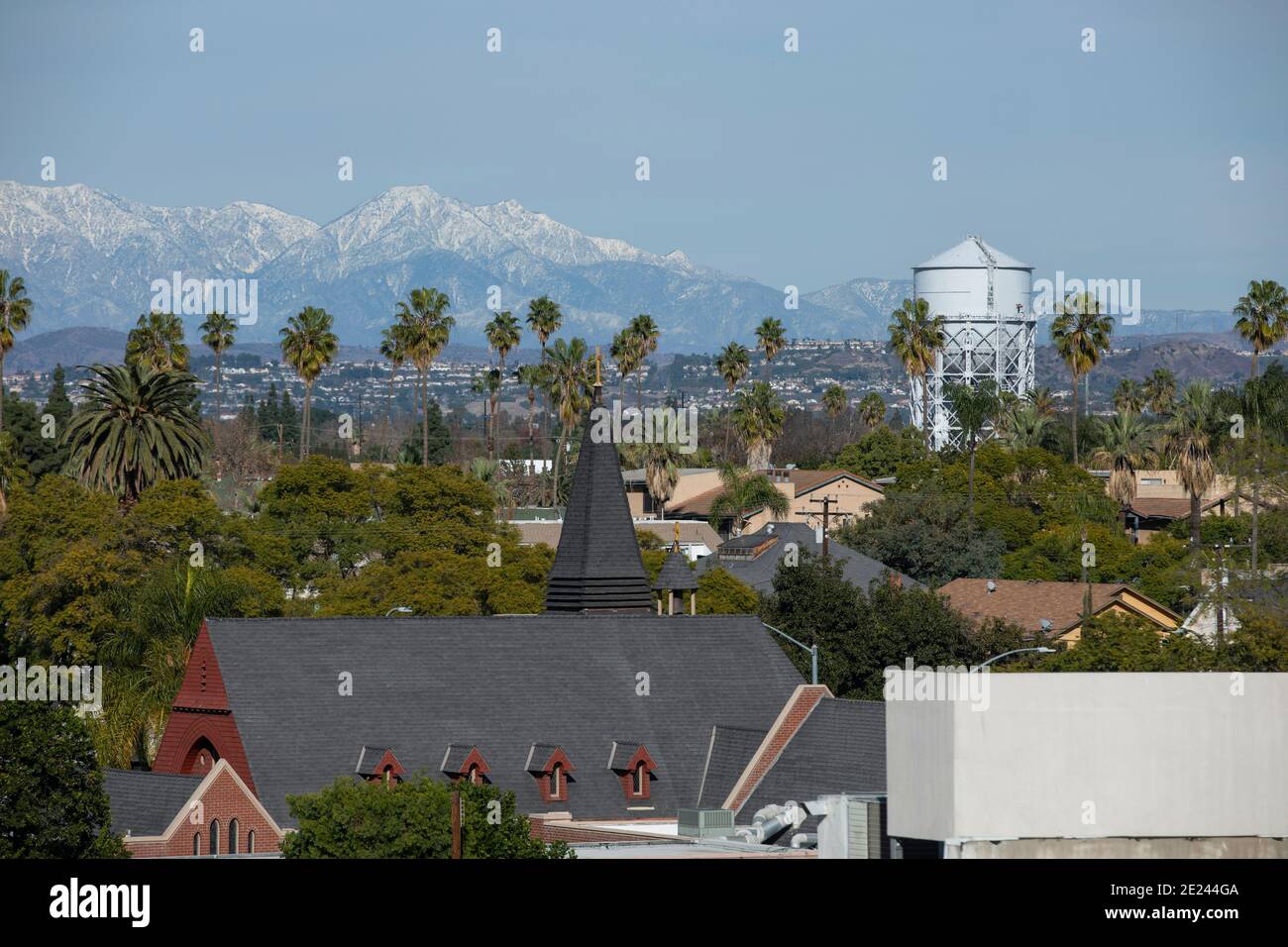 Santa ana mountains hi-res stock photography and images - Alamy