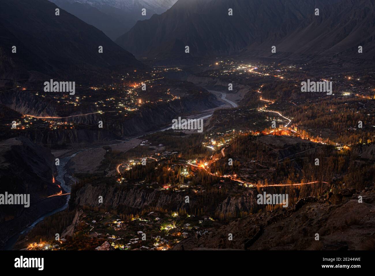 One of the four temperate seasons hi-res stock photography and images ...