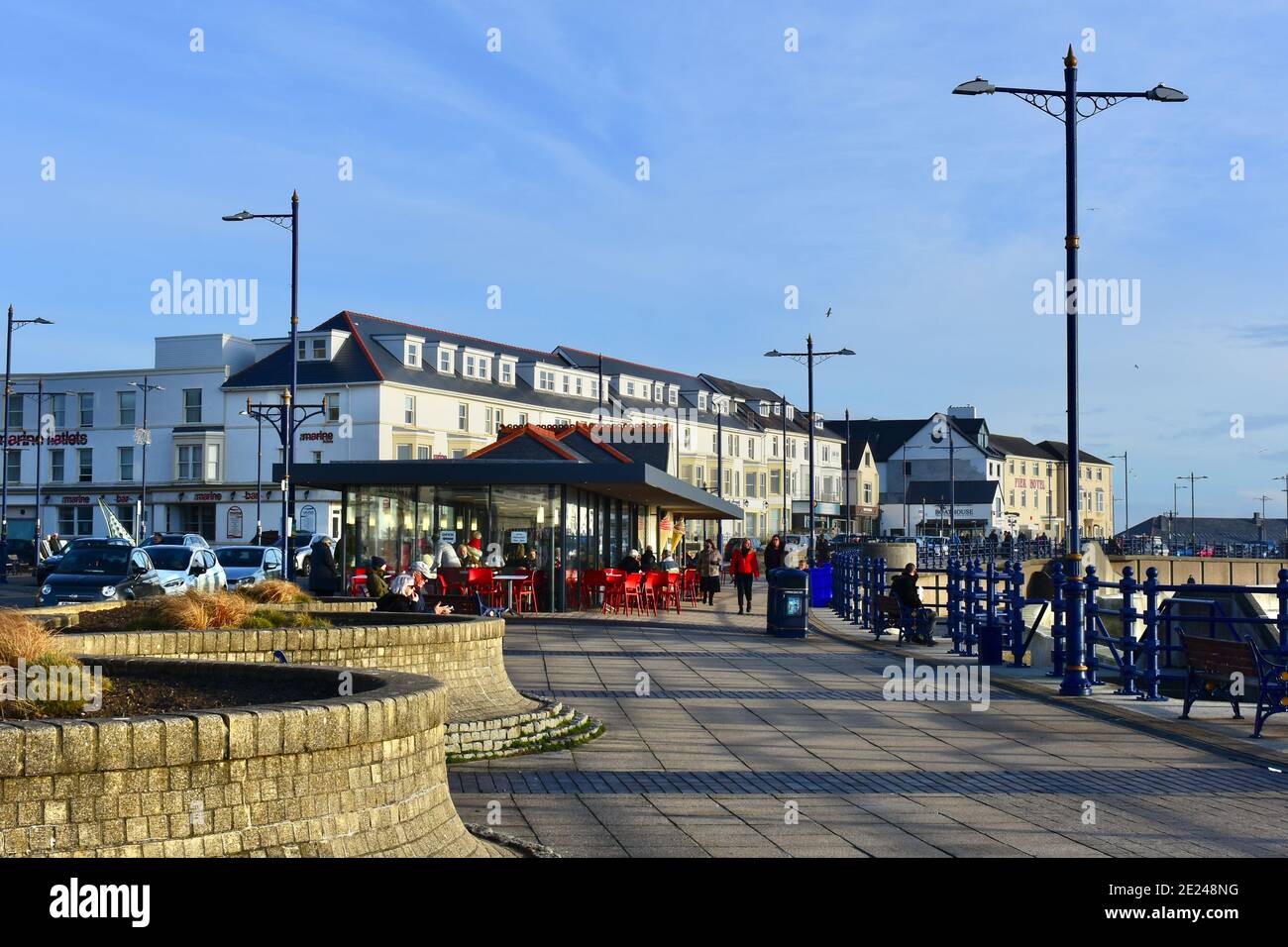 The view along the promenade towards Town Beach and the town centre ...
