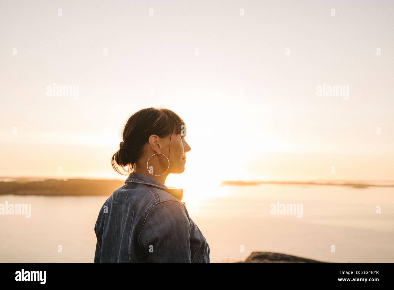 Atmospheric profile hi-res stock photography and images - Alamy