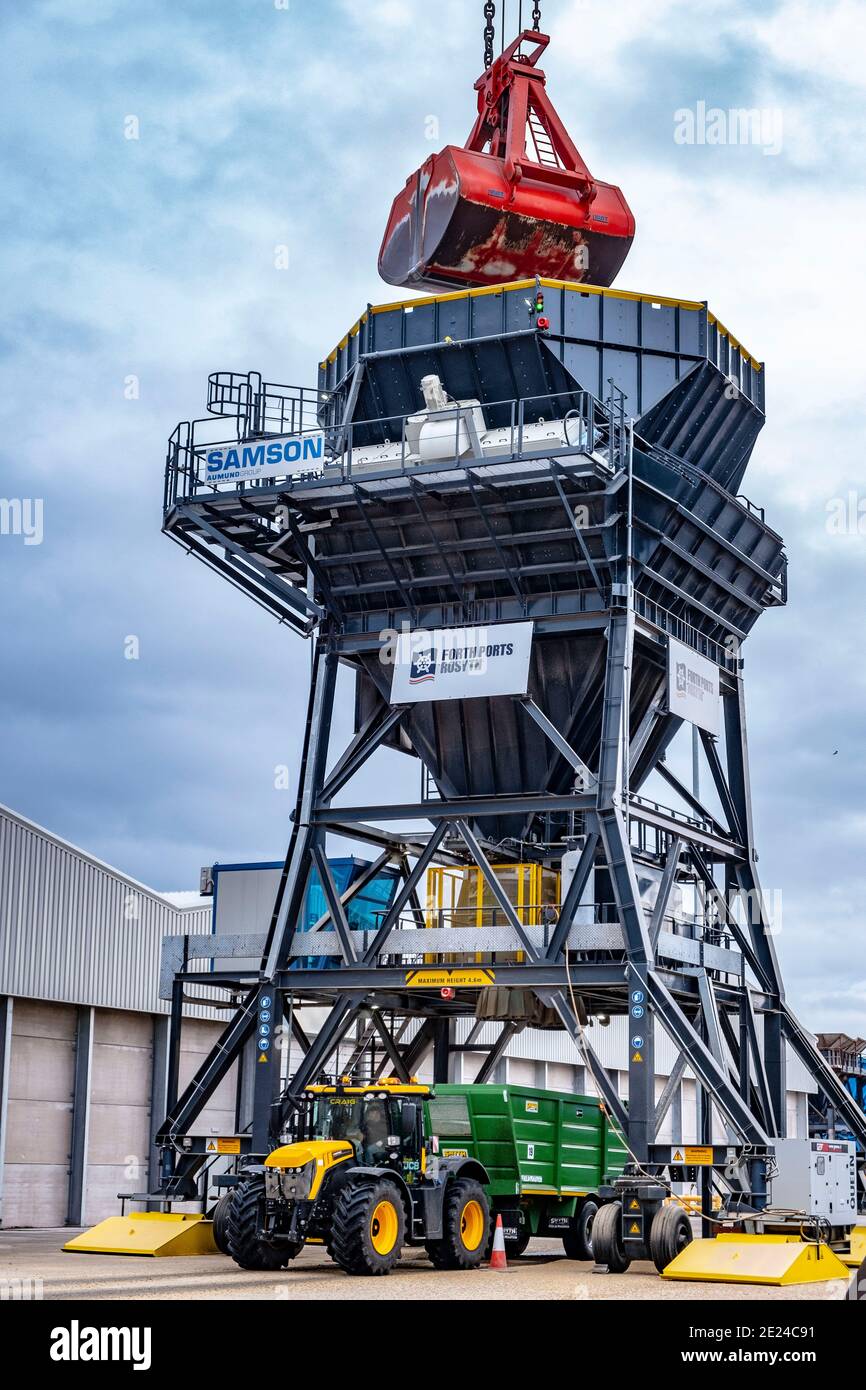 Grain hopper hi-res stock photography and images - Alamy