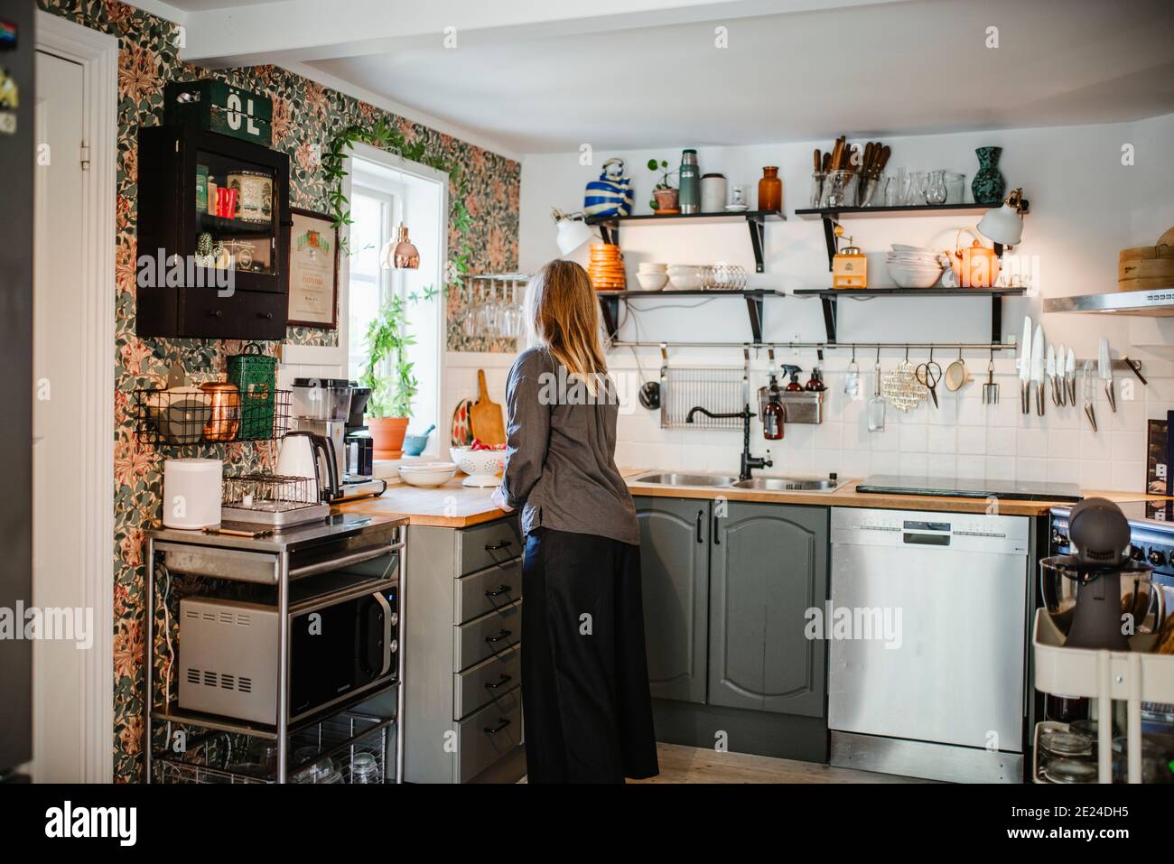 Kitchen house hi-res stock photography and images - Alamy