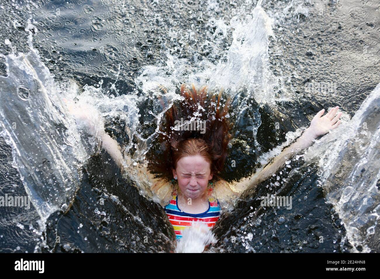 Children splashing sea hi-res stock photography and images - Alamy