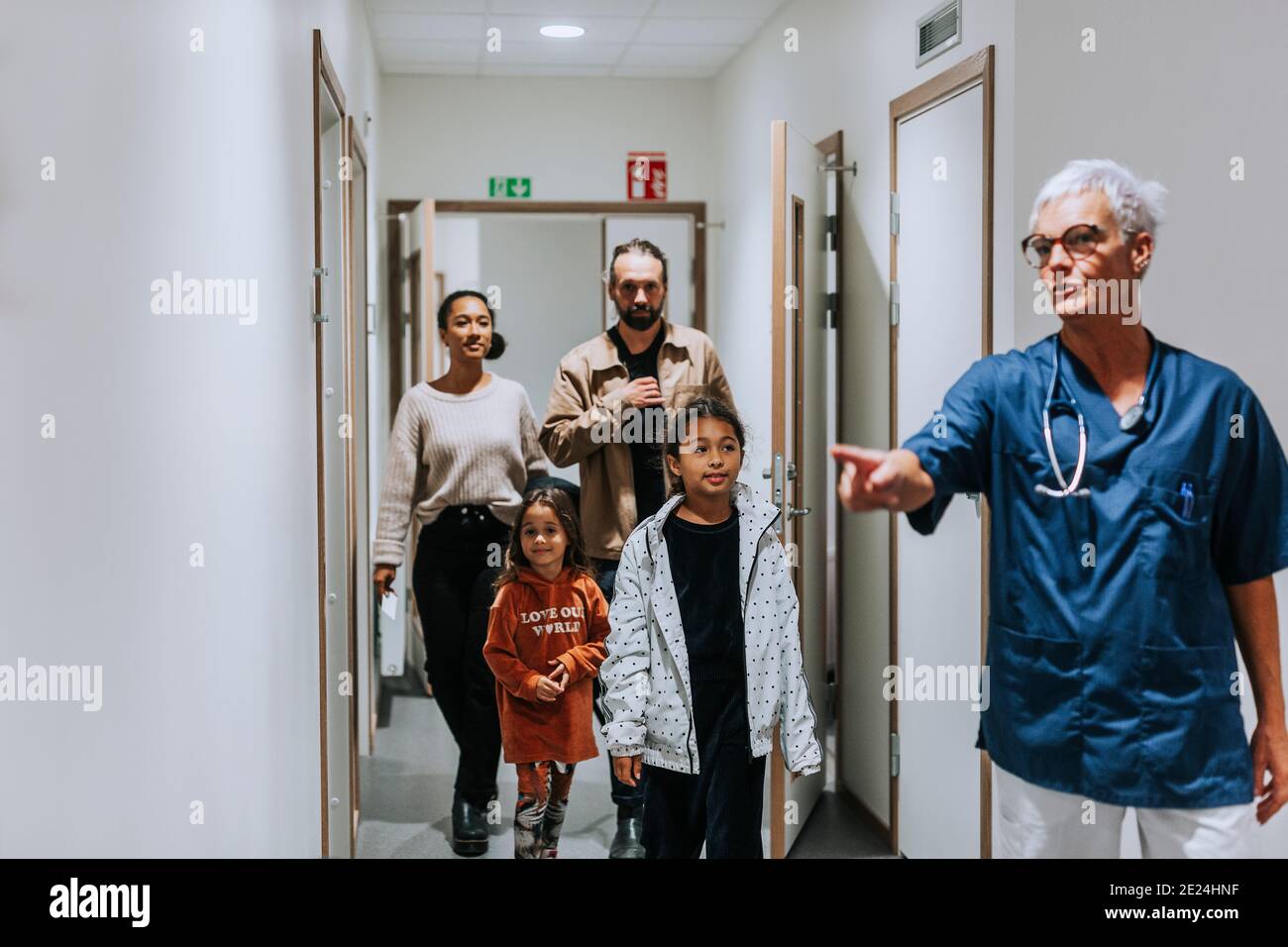 Family medical doctor hi-res stock photography and images - Alamy