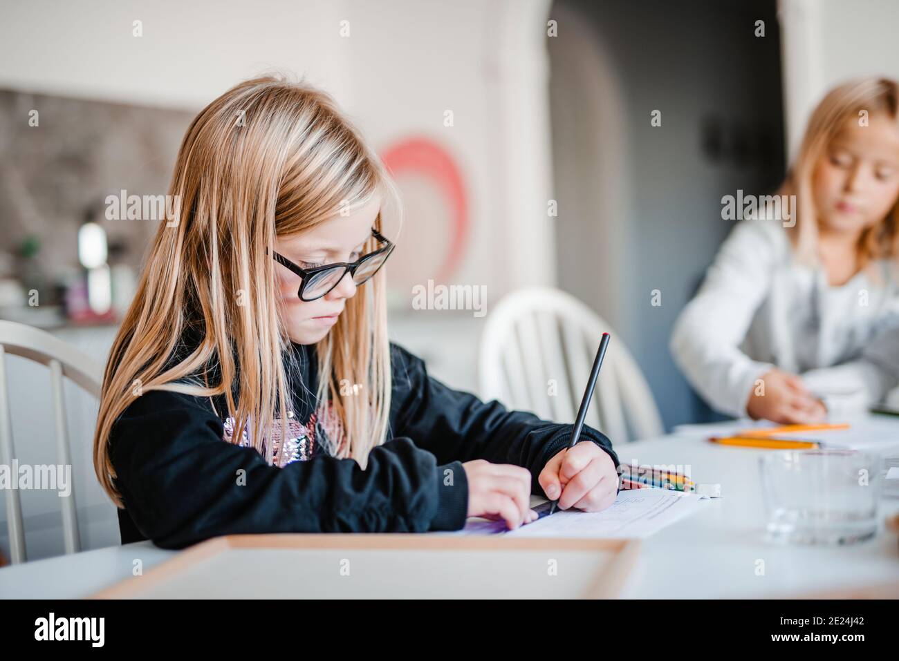 Children doing math hi-res stock photography and images - Alamy