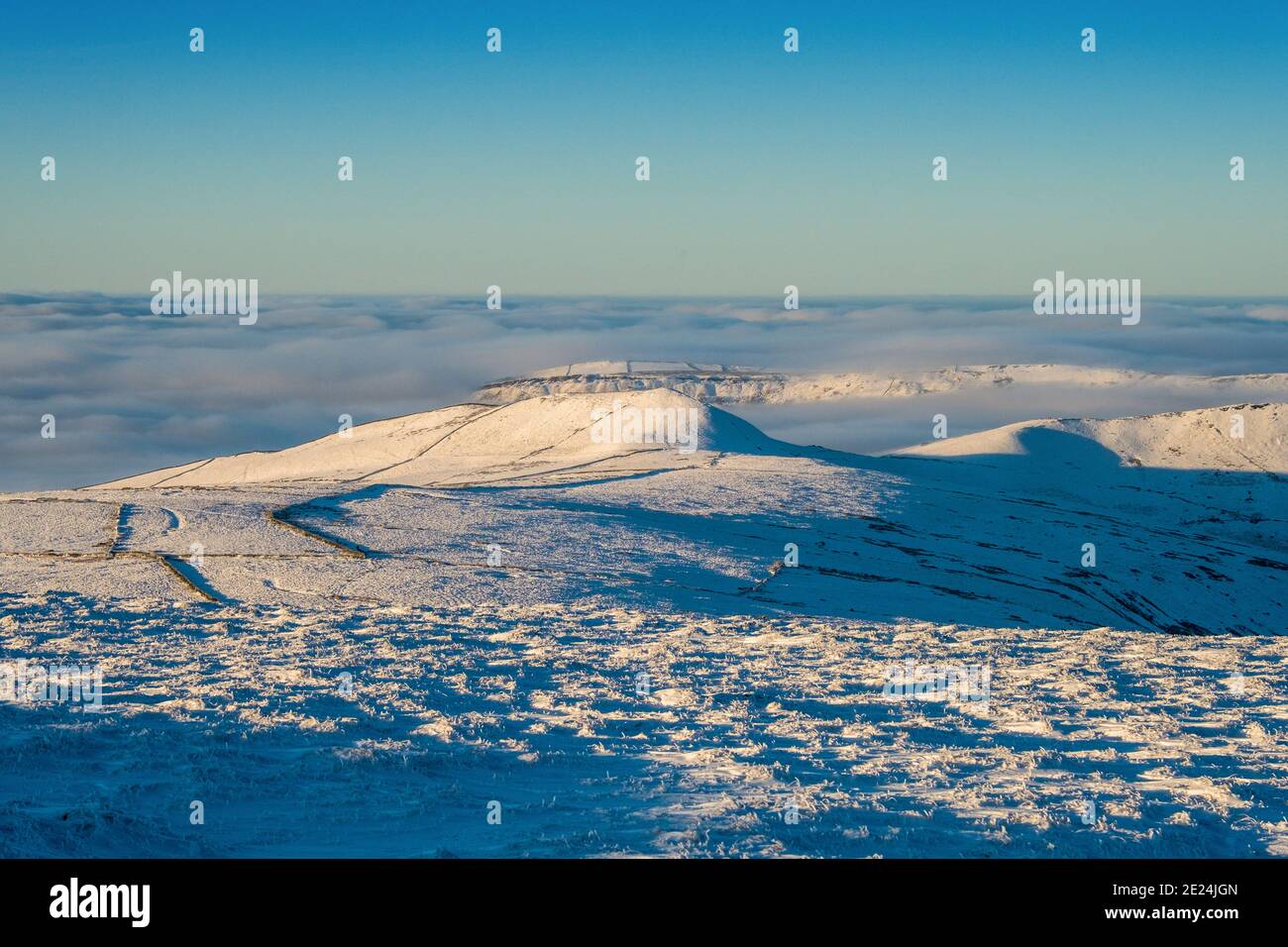 Snow head hi-res stock photography and images - Alamy