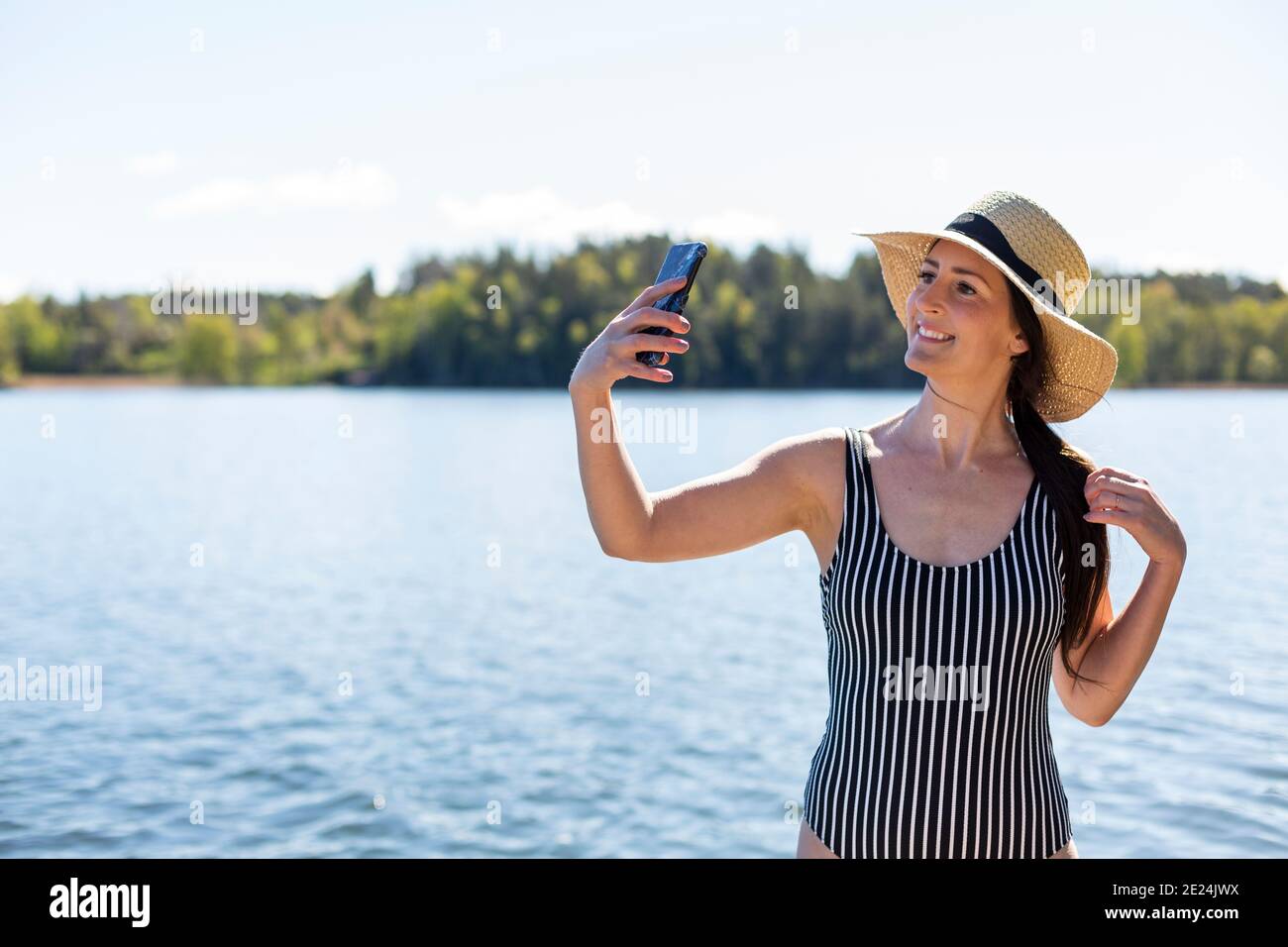 Water selfie hi-res stock photography and images - Alamy