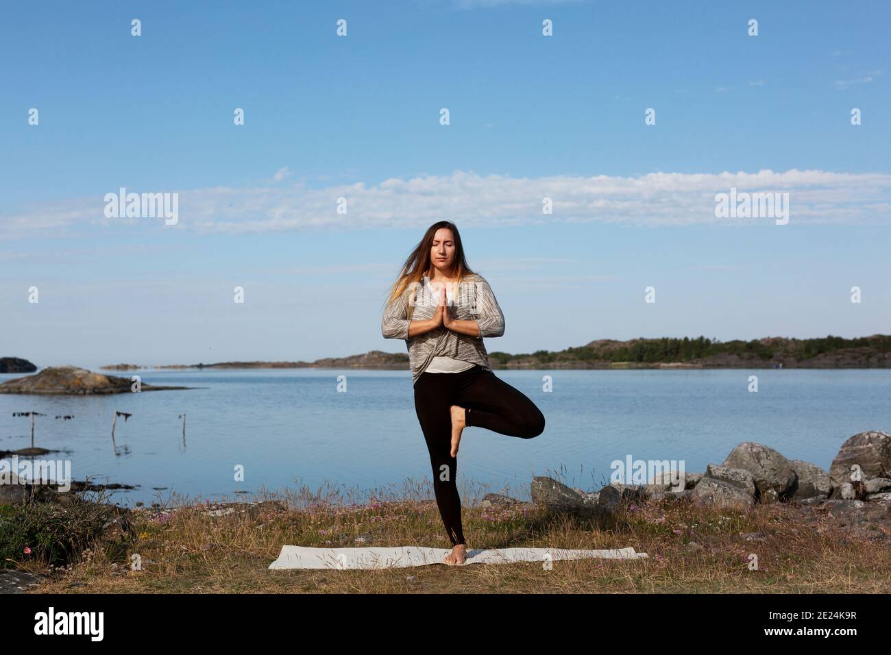 Real people doing real activities hi-res stock photography and images ...