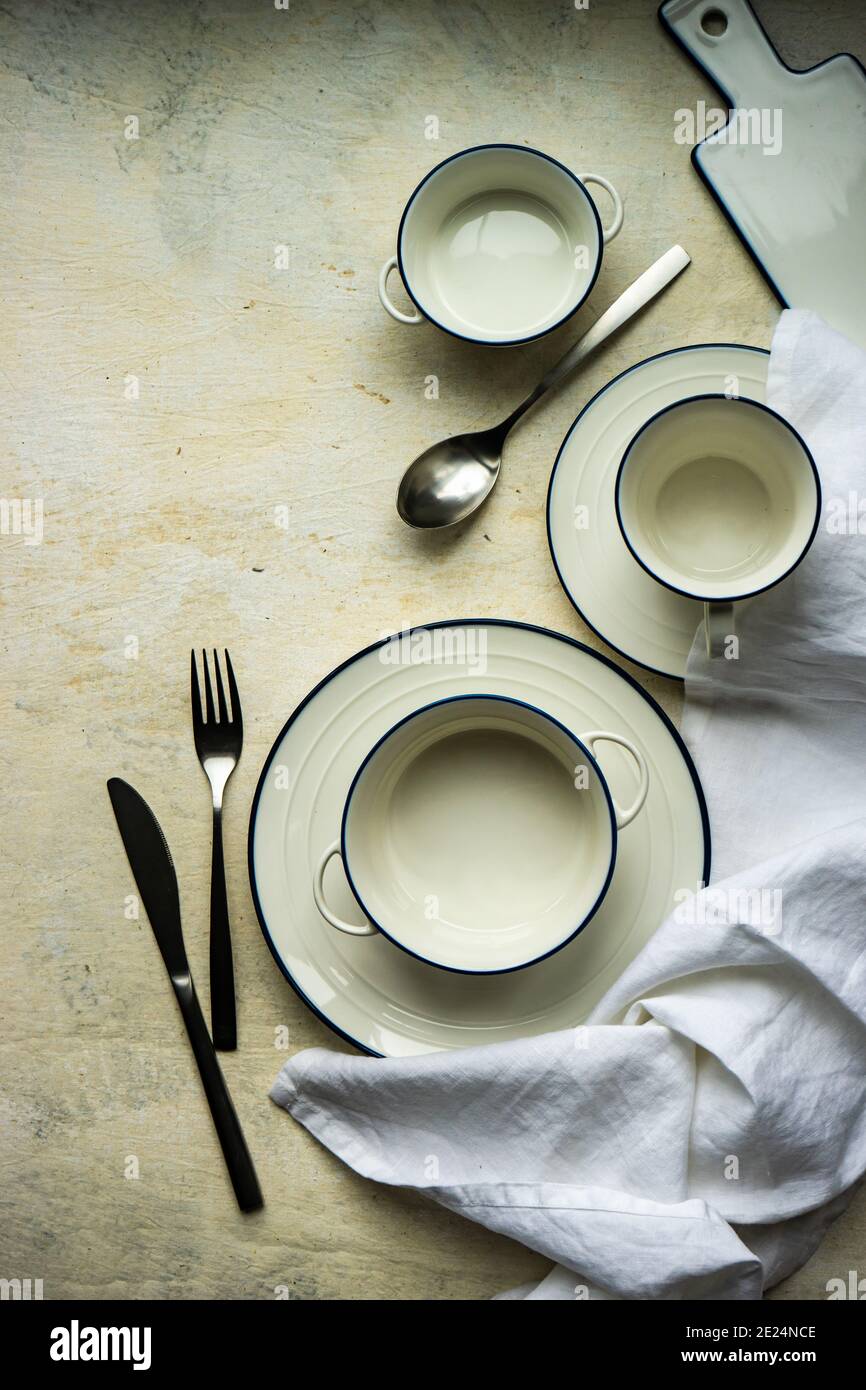 Overhead view of minimalist place setting on a table Stock Photo - Alamy