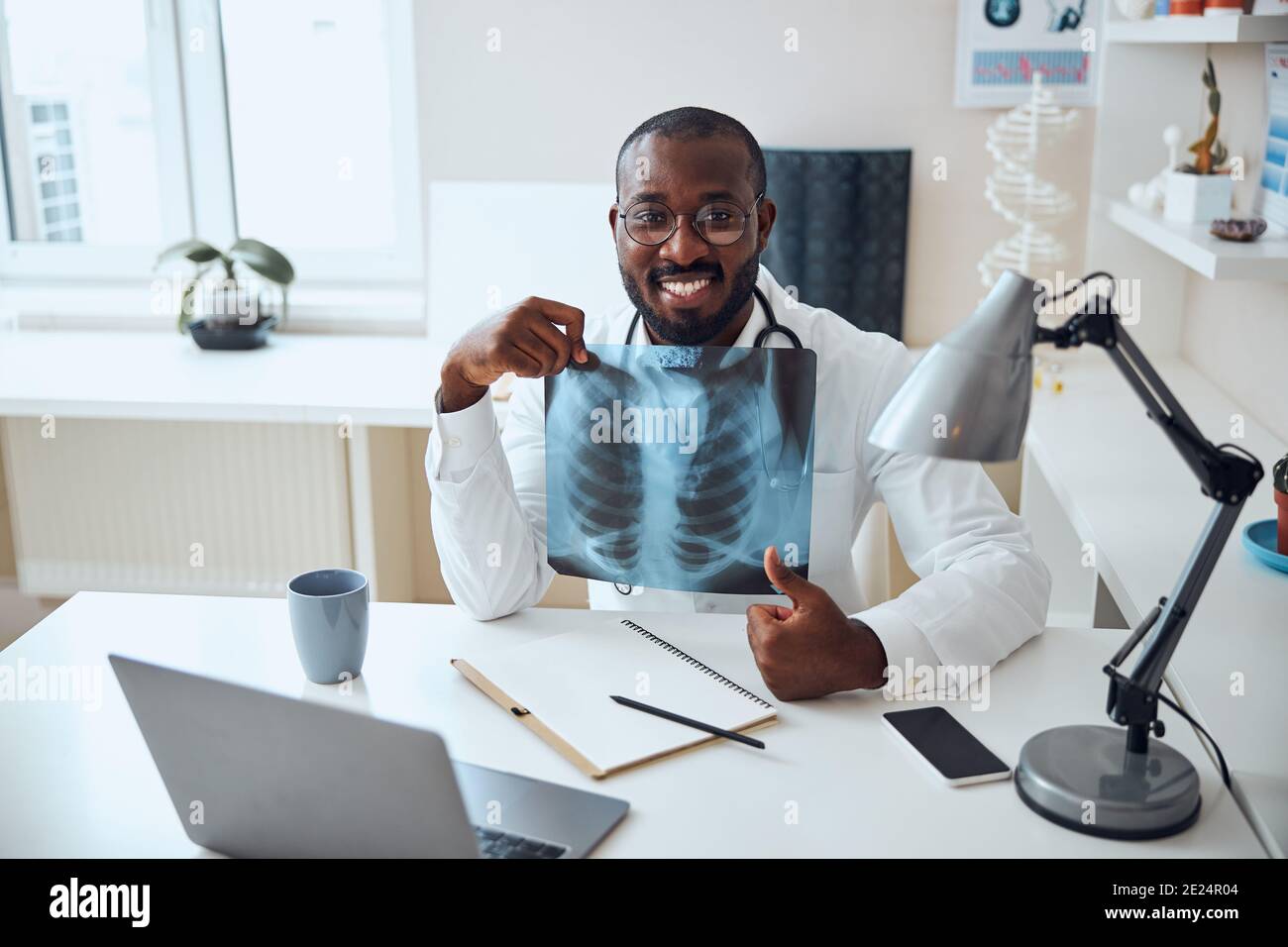 Medical X Ray Hand High Resolution Stock Photography and Images - Alamy