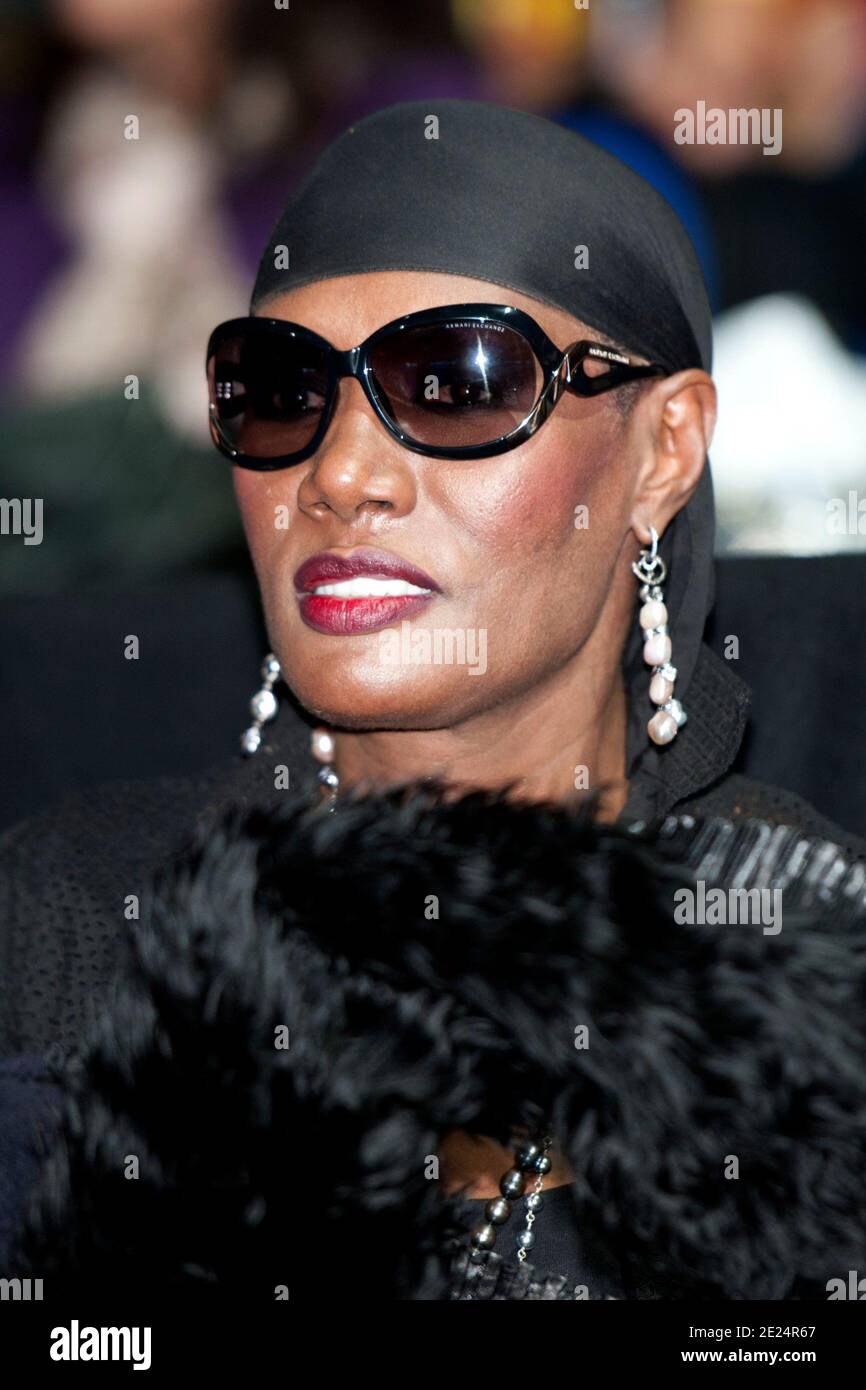 Model singer actress grace jones hi-res stock photography and images ...