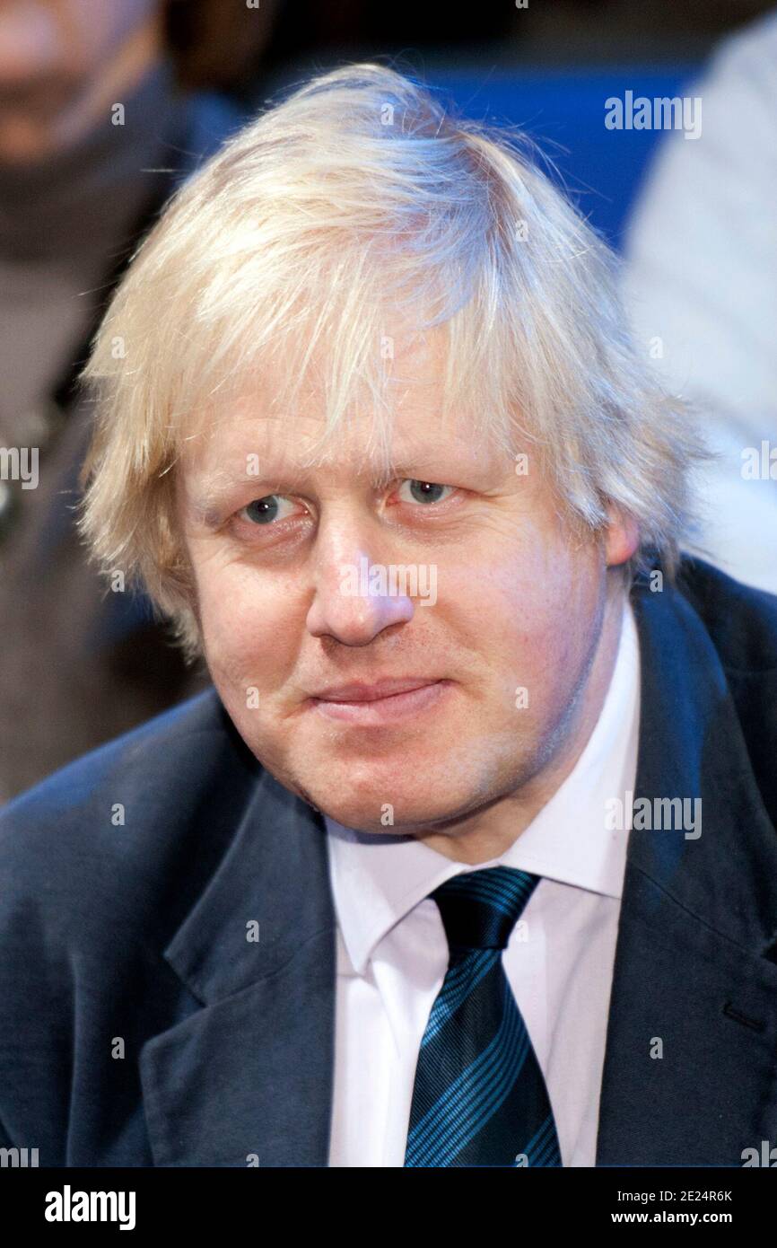 Prime minister boris johnson attends hi-res stock photography and ...