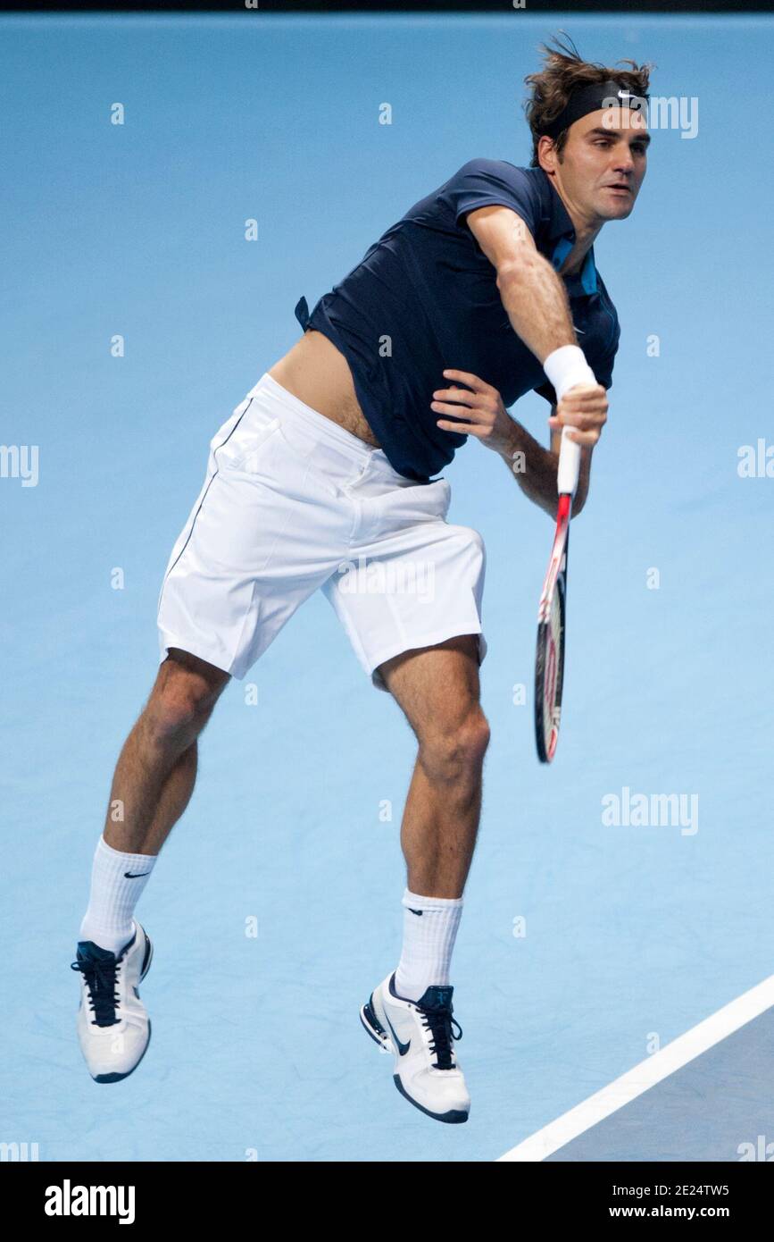 Sports action federer hi-res stock photography and images - Alamy