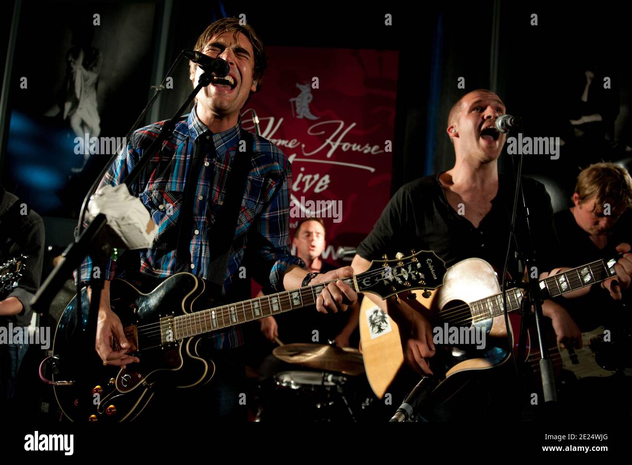 Musician Charlie Simpson Stock Photo - Alamy