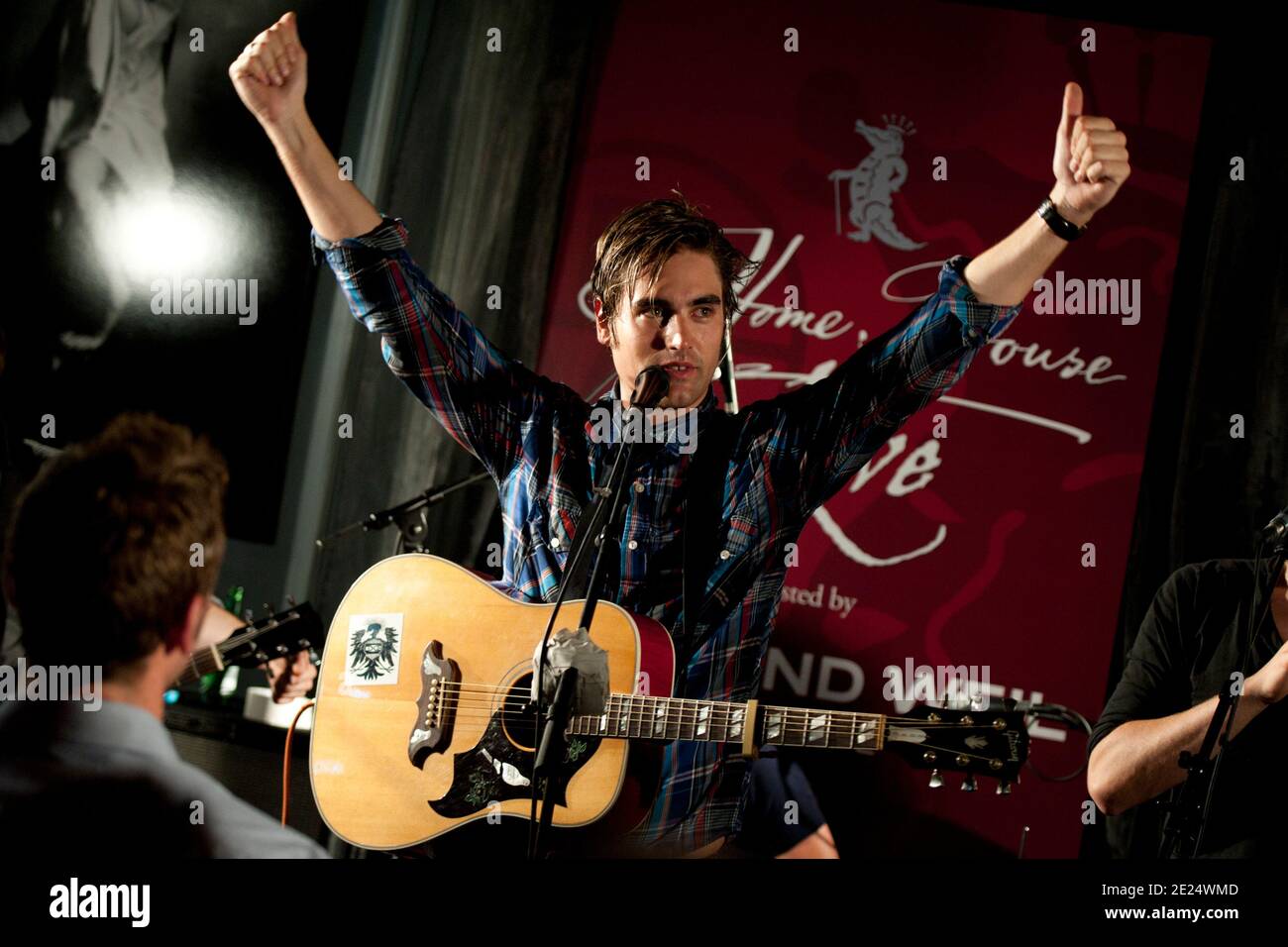 Charlie simpson fightstar hi-res stock photography and images - Alamy