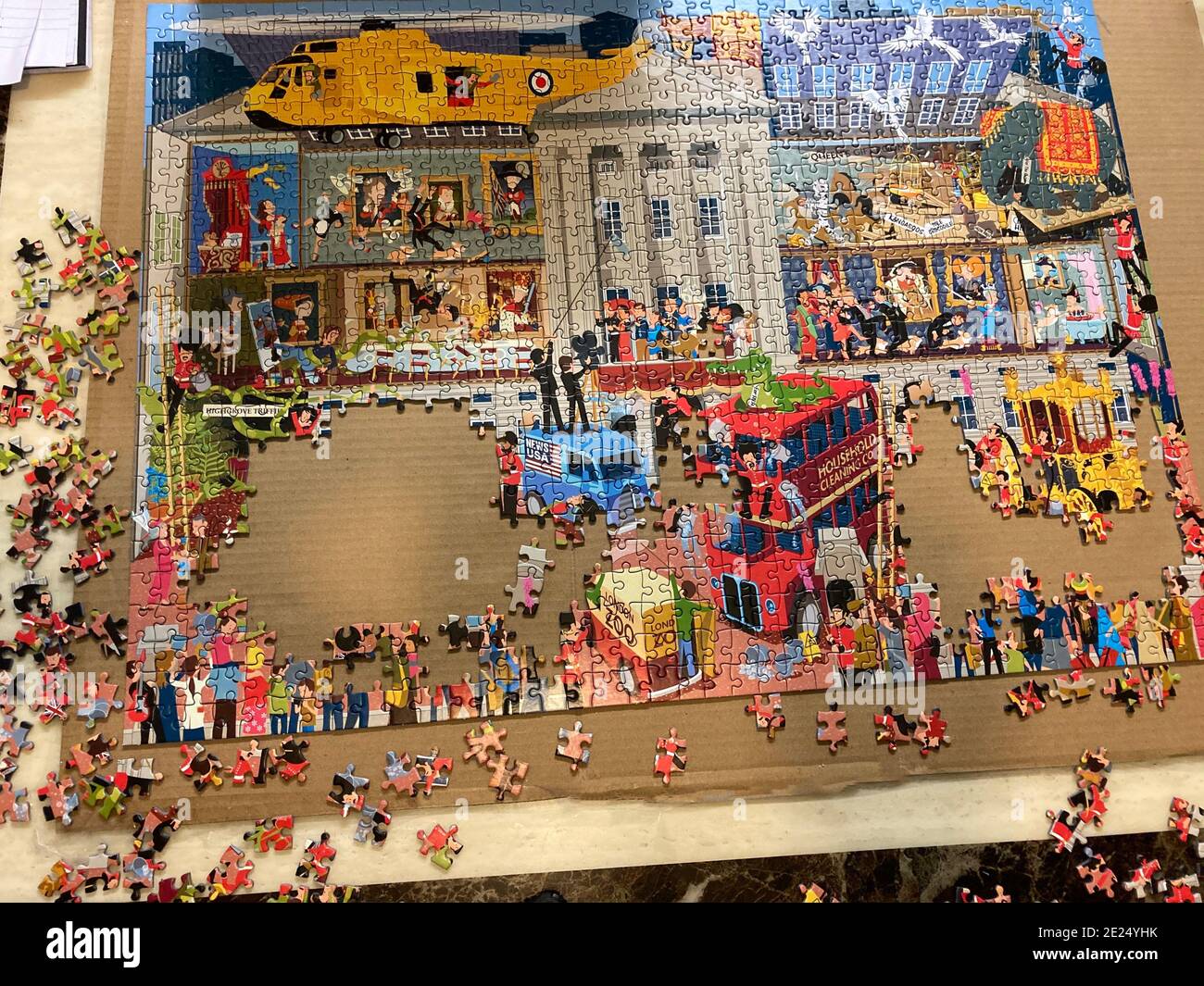 Jigsaw puzzle hi-res stock photography and images - Alamy