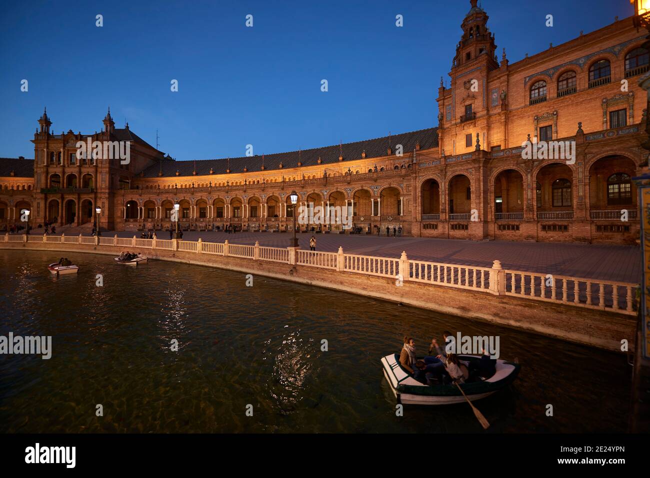 Plaza de España, Seville, built for the Ibero-American Exposition of ...