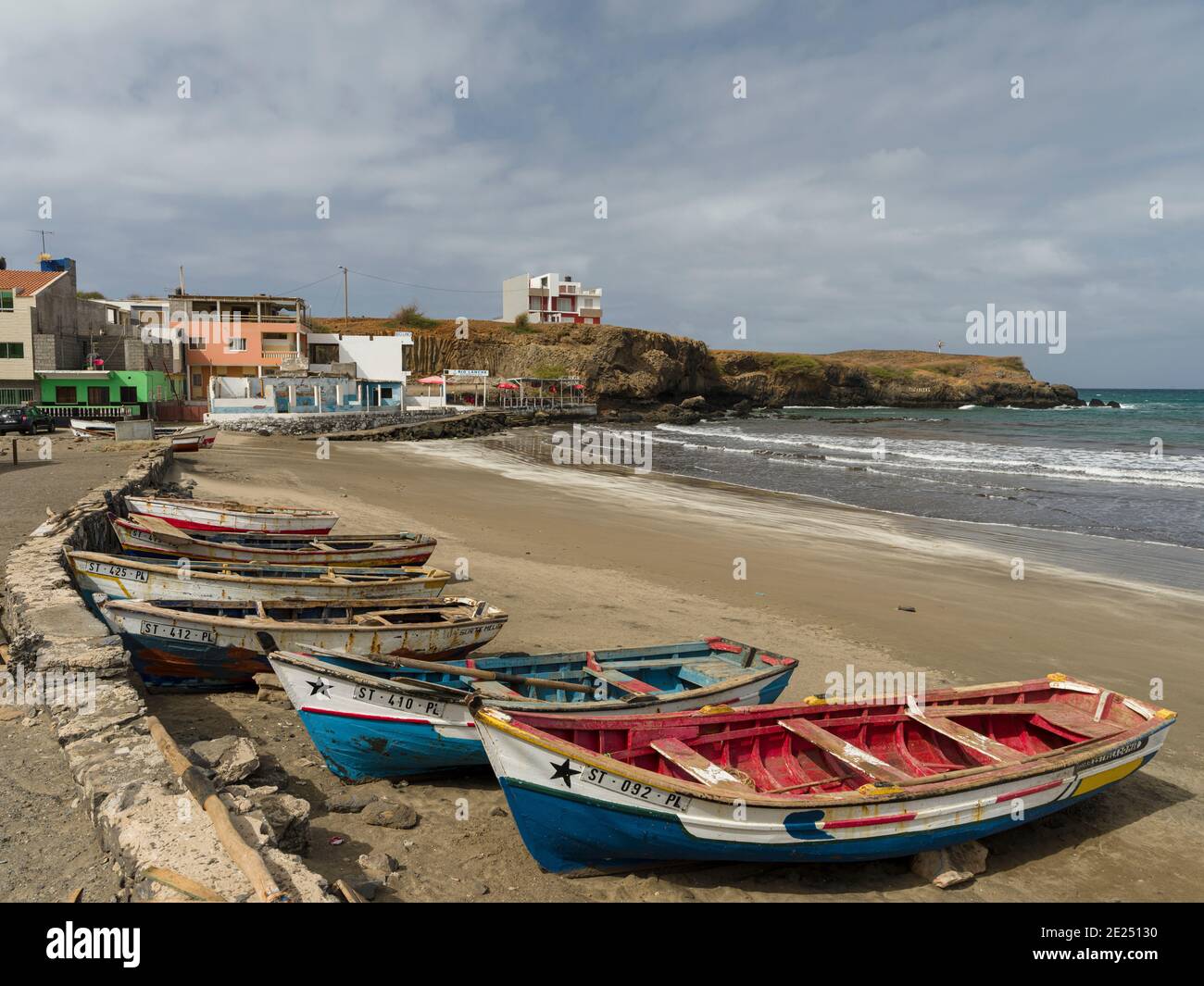 Traditional fishing boats on the beach of Praia Baixo. Island of ...
