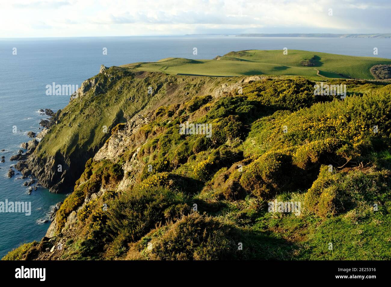 Hope cove devon sunny hi-res stock photography and images - Alamy