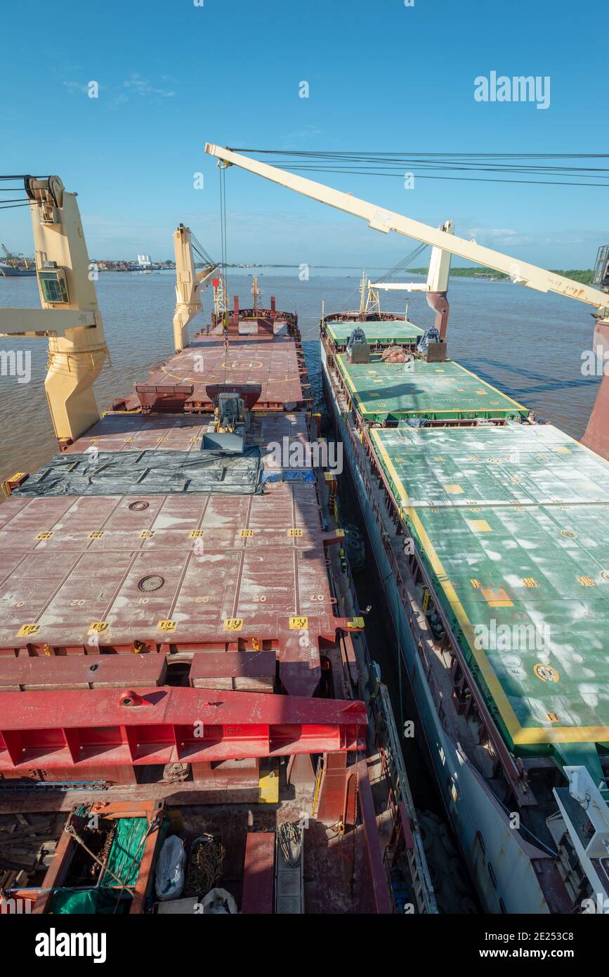 Water load operation hi-res stock photography and images - Alamy