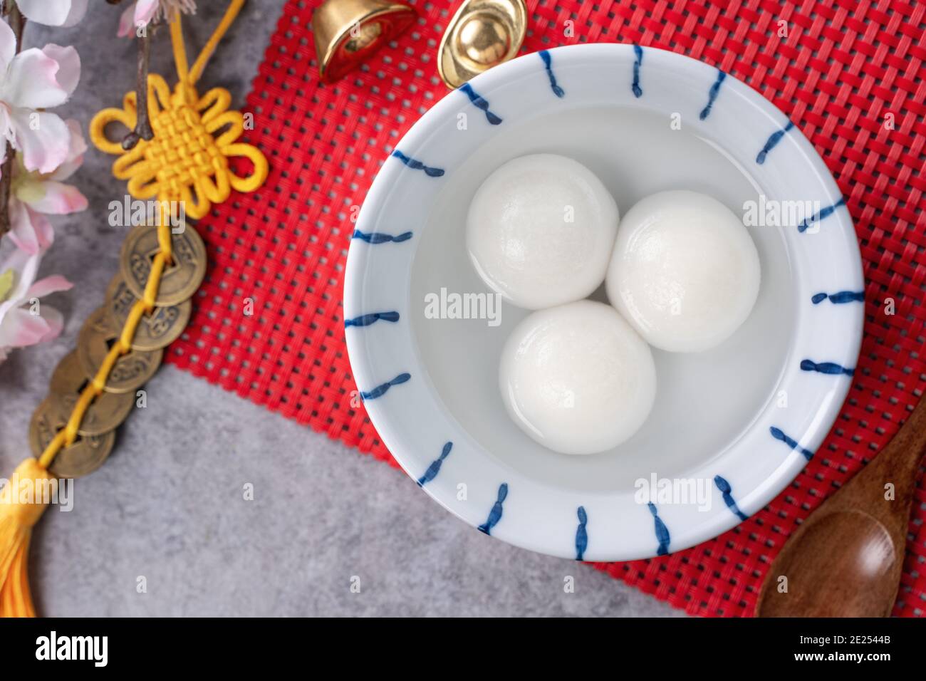 Chinese rice ball hi-res stock photography and images - Alamy