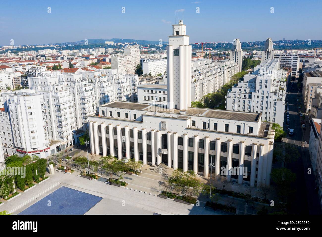 Villeurbanne buildings hi-res stock photography and images - Alamy