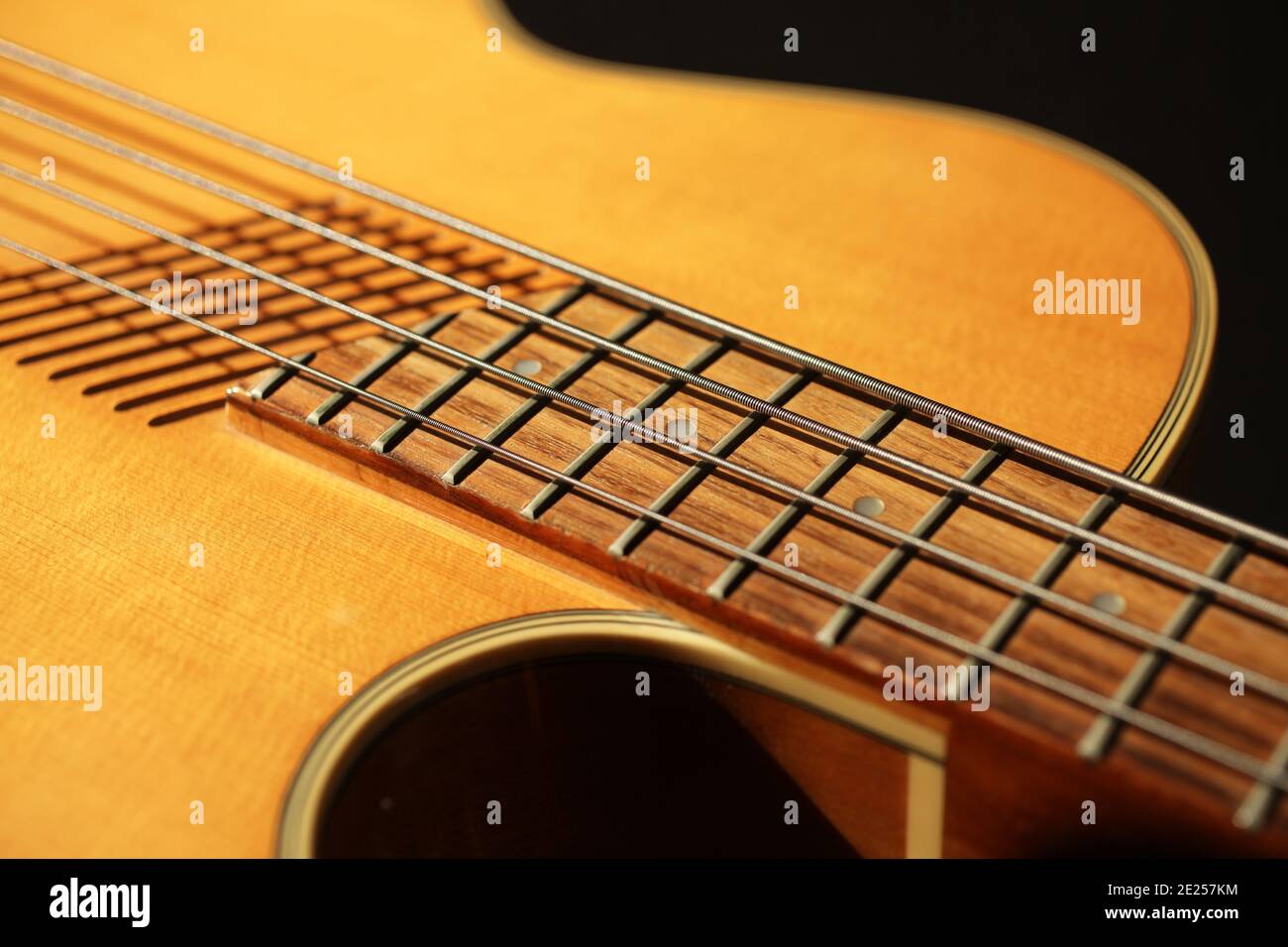 Four string bass hi-res stock photography and images - Alamy