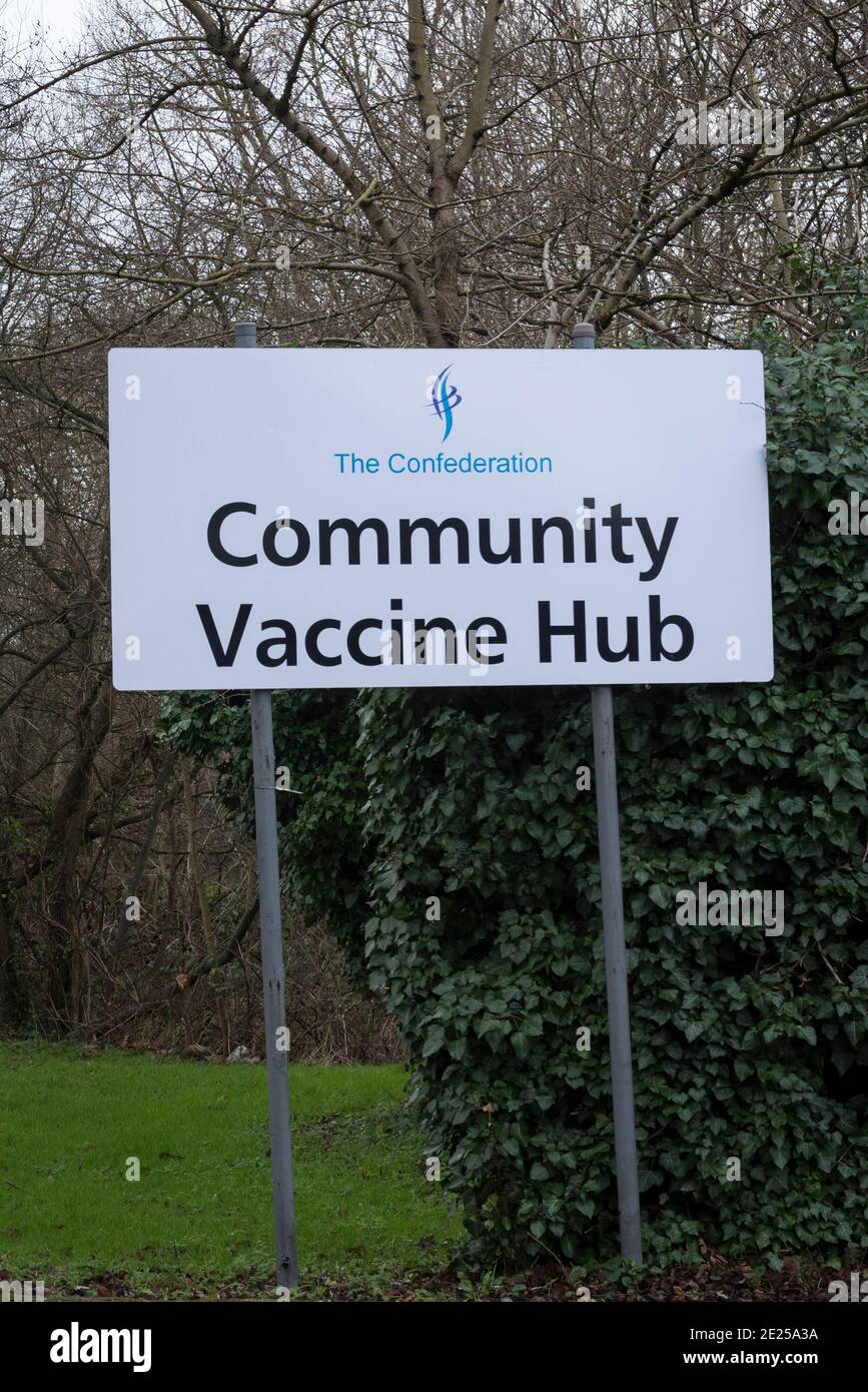 Hillingdon sign hi-res stock photography and images - Alamy