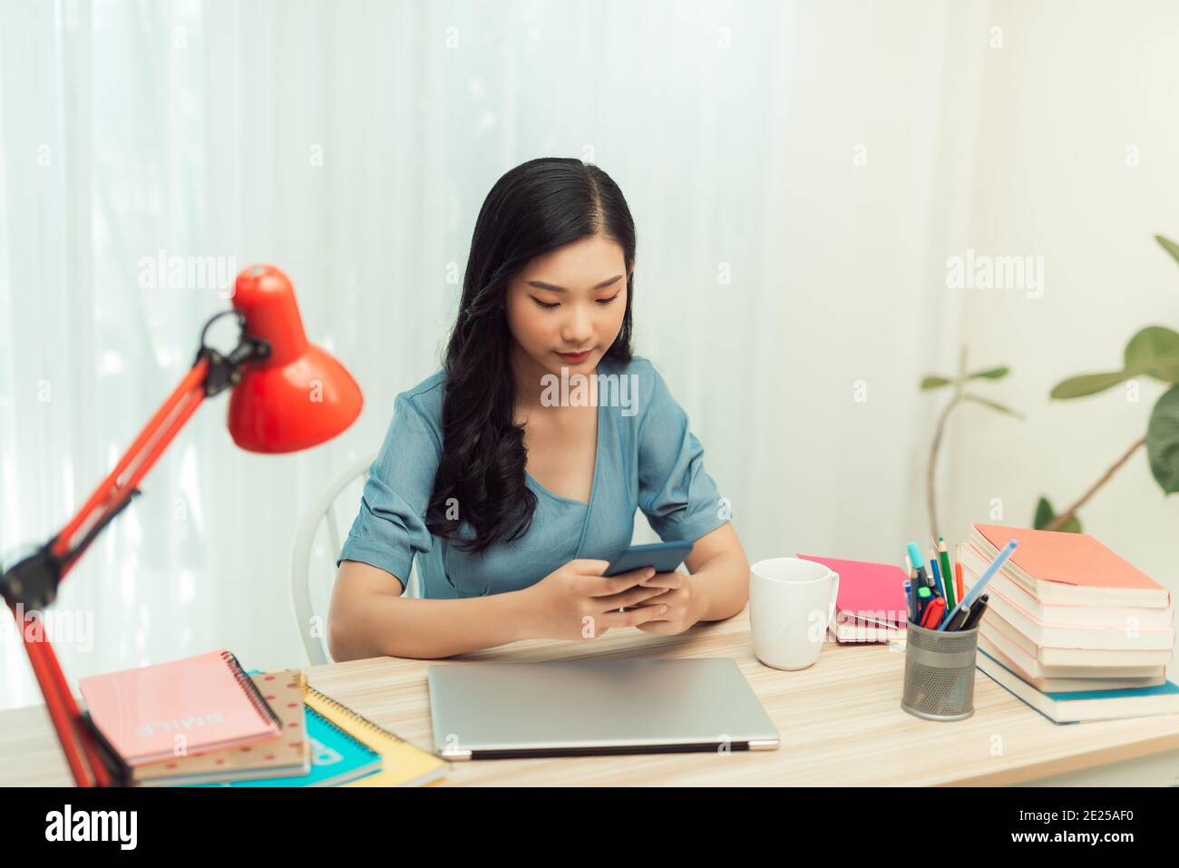 Multiple technology devices hi-res stock photography and images - Alamy
