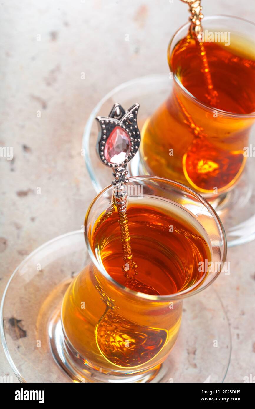 Pouring turkish tea glass hi-res stock photography and images - Alamy