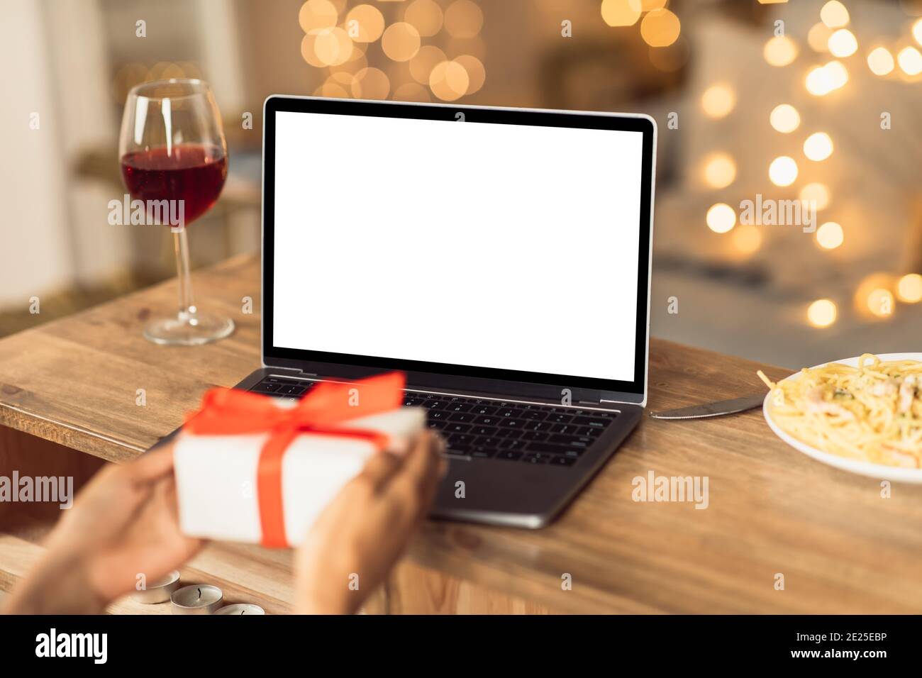 Laptop screen showing gift hi-res stock photography and images - Alamy