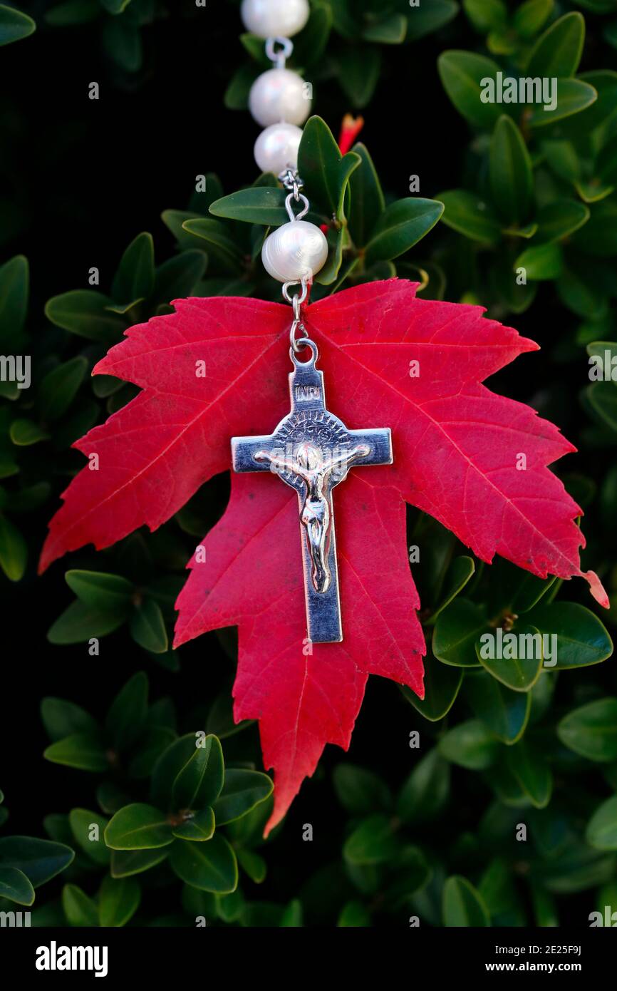 Red rosary hi-res stock photography and images - Alamy
