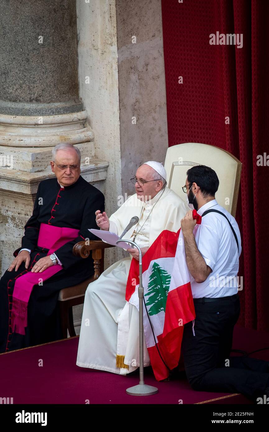 Monsignor Leonardo Sapienza, Pope Francis and a Lebanese priest holding ...