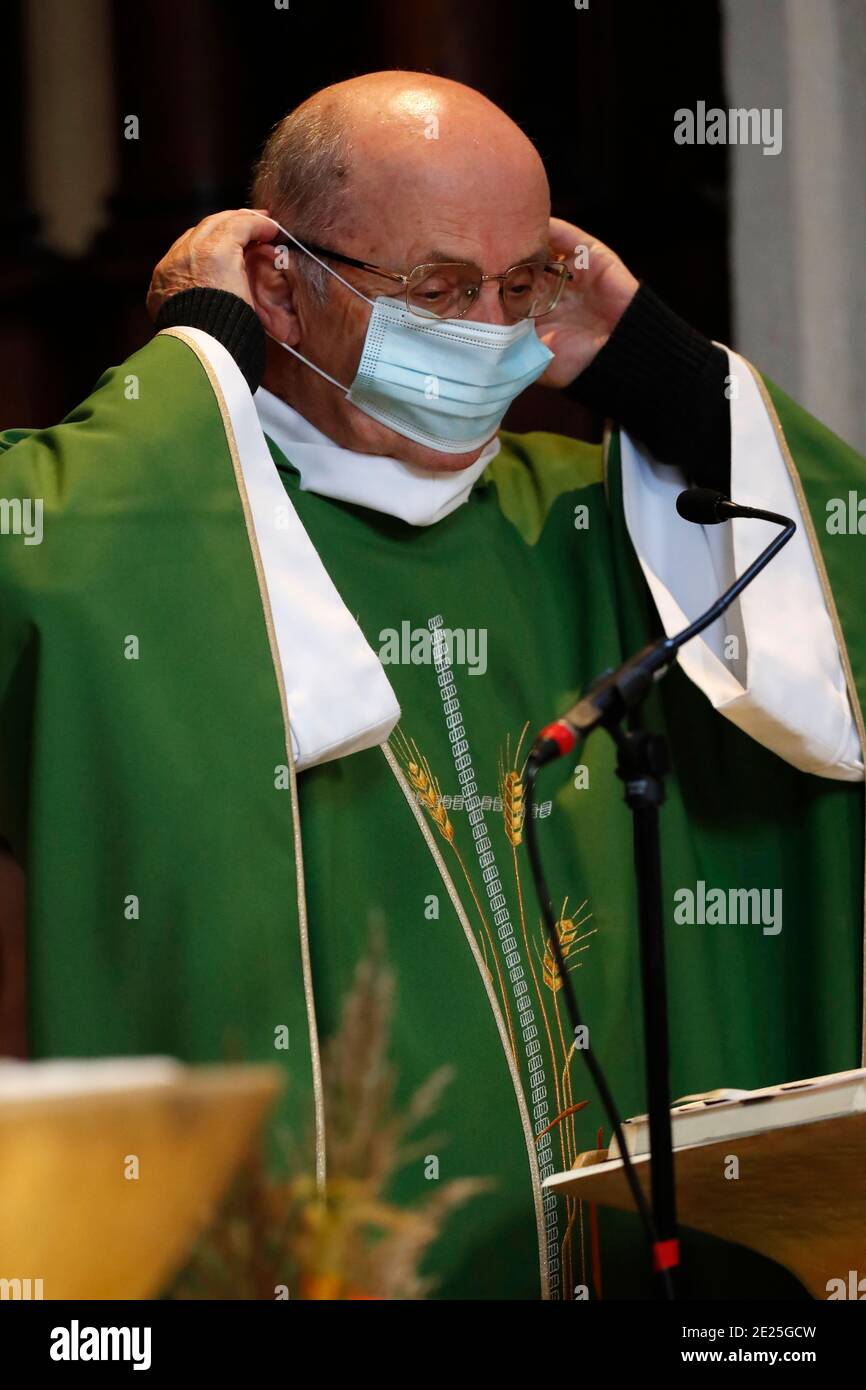 Catholic church during covid-19 epidemic. Celebration of the mass ...