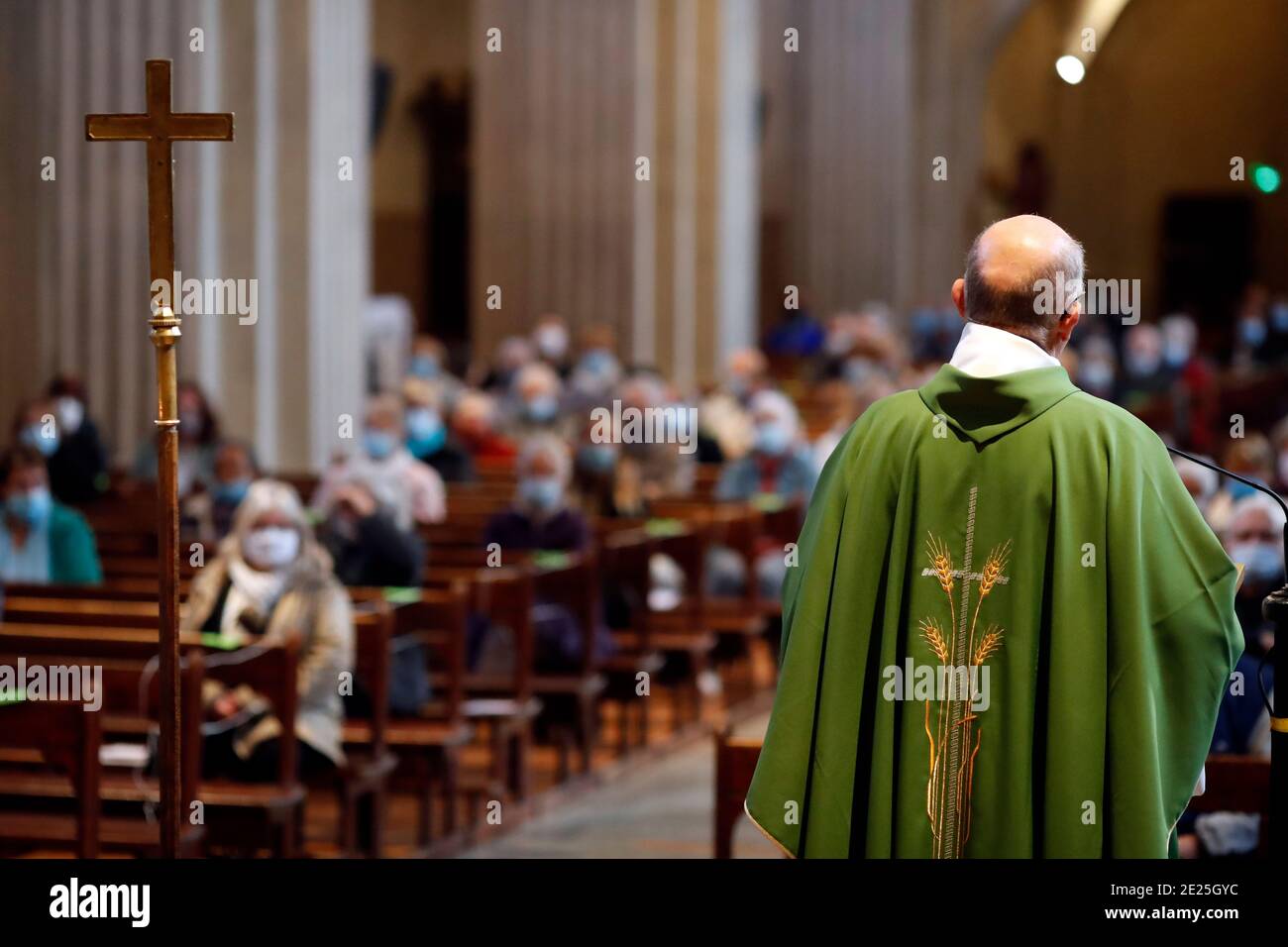 Liturgical assembly hi-res stock photography and images - Alamy