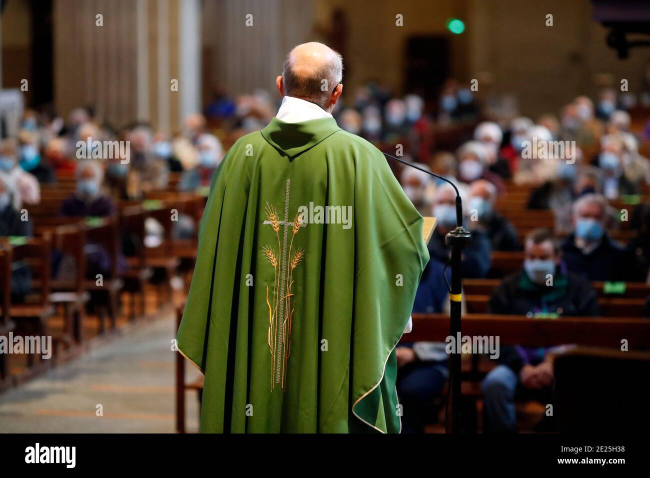 Liturgical assembly hi-res stock photography and images - Alamy