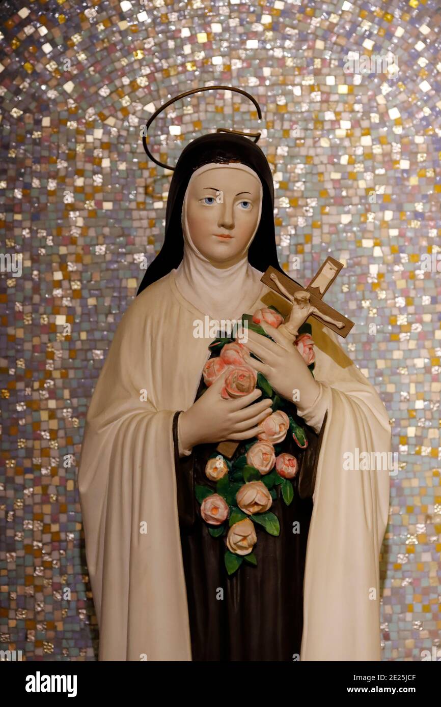 Saint Therese of the Child Jesus and the Holy Face. Therese of Lisieux ...