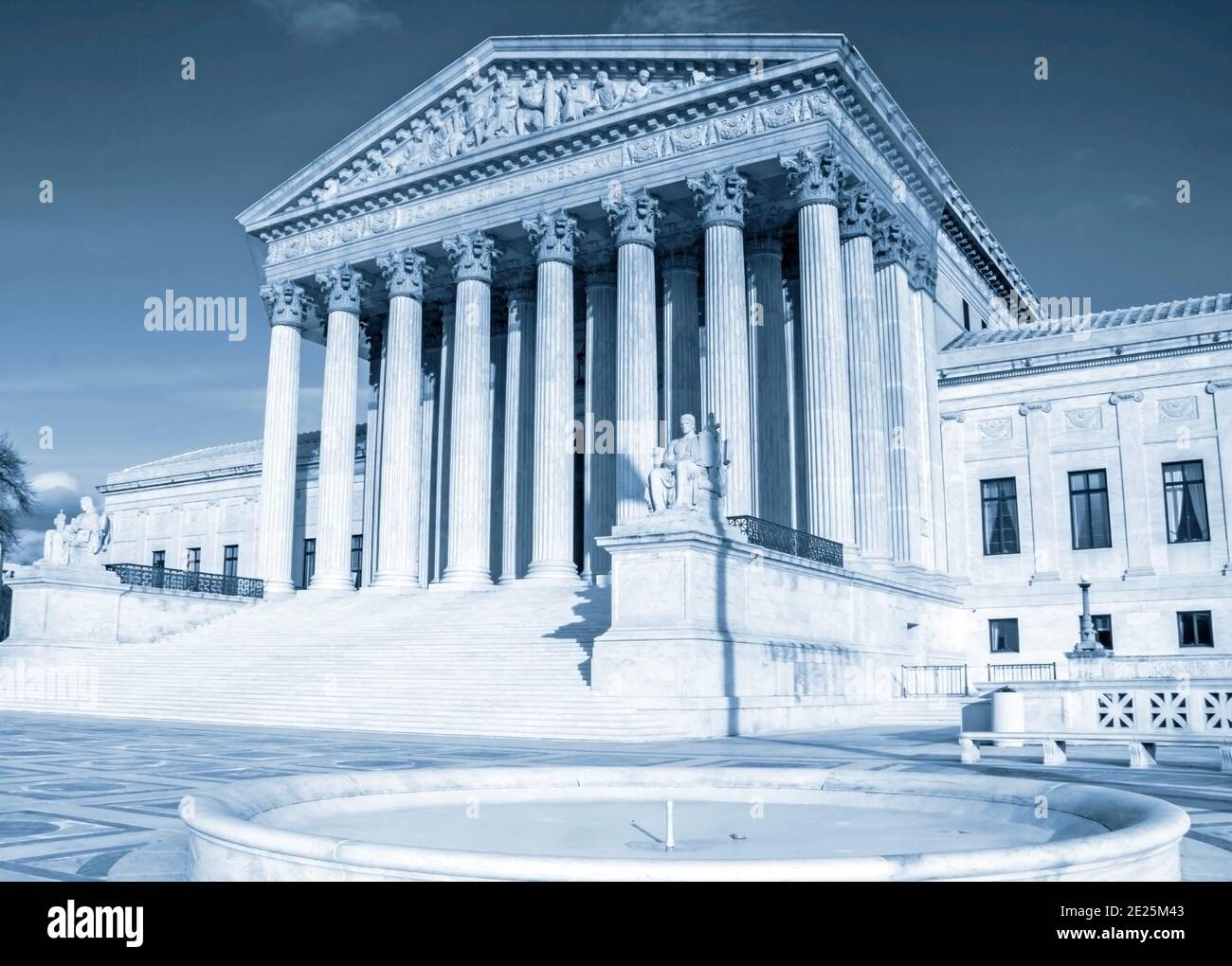 Supreme Court building in Washington, DC Stock Photo - Alamy