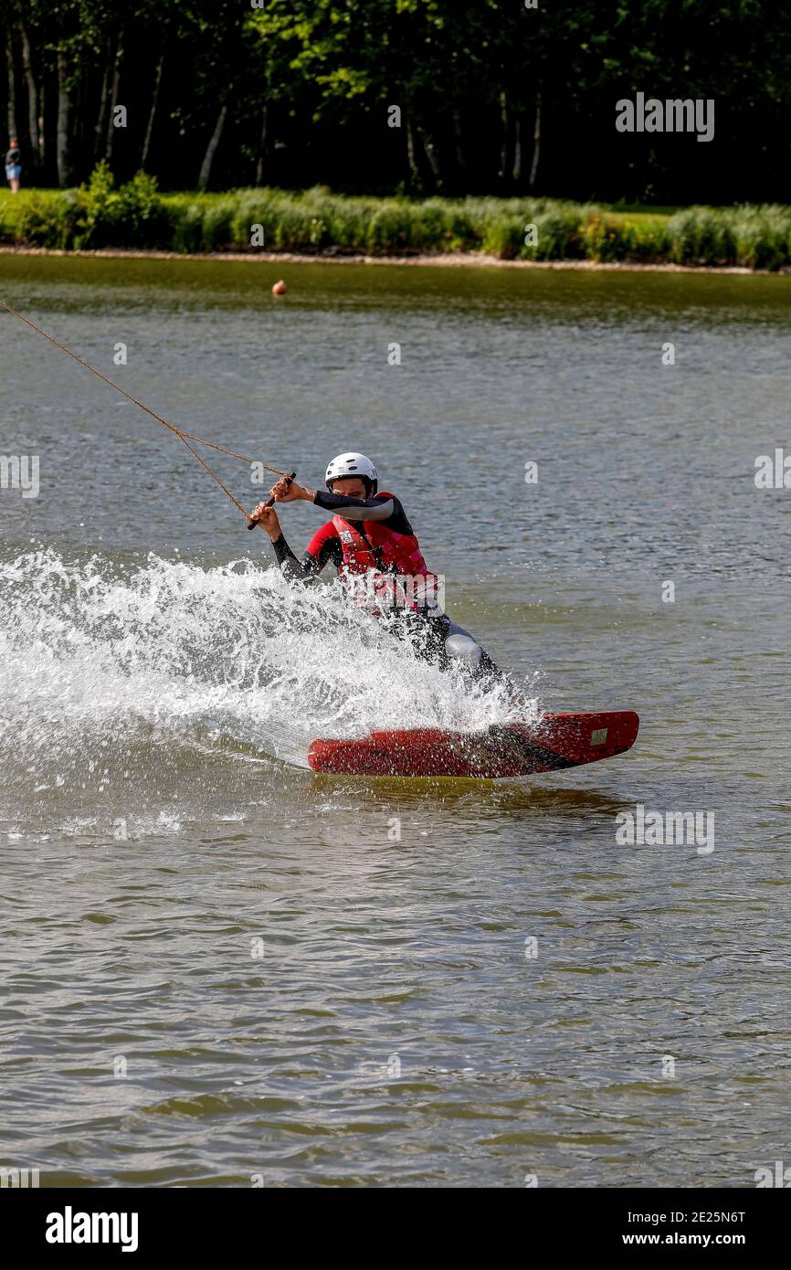 Man wakeboarding hi-res stock photography and images - Alamy