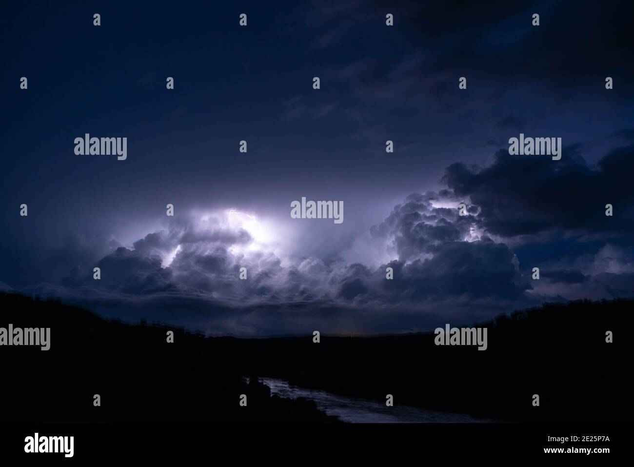 Gloomy heavy thunderclouds hi-res stock photography and images - Alamy