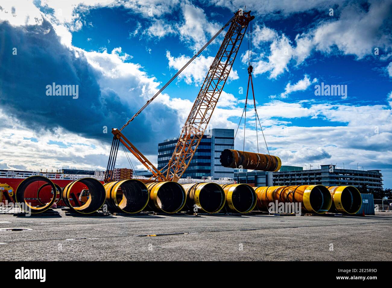 Pic peter devlin hi-res stock photography and images - Alamy