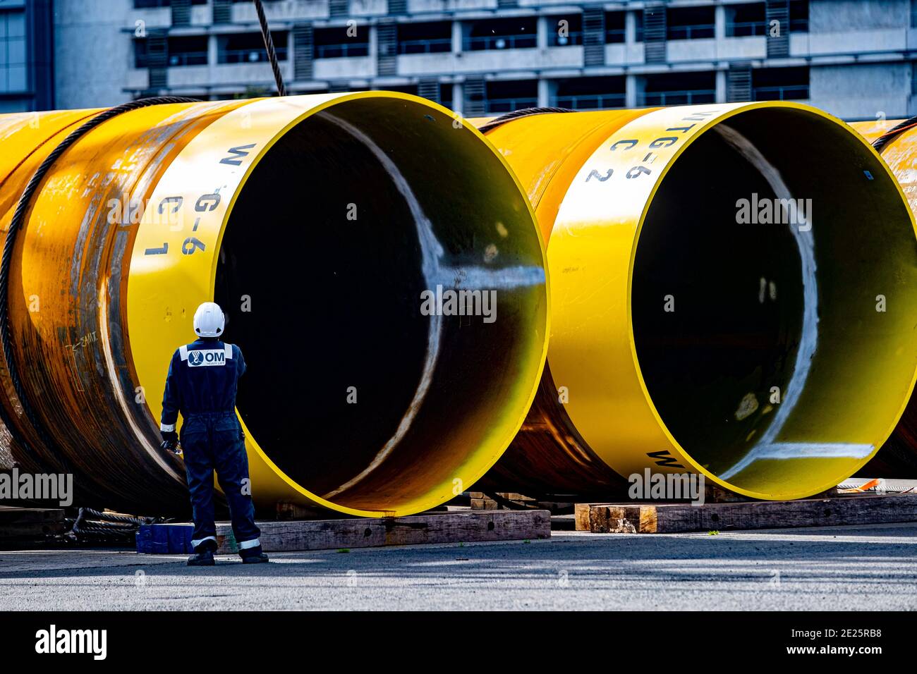 Pic peter devlin hi-res stock photography and images - Alamy