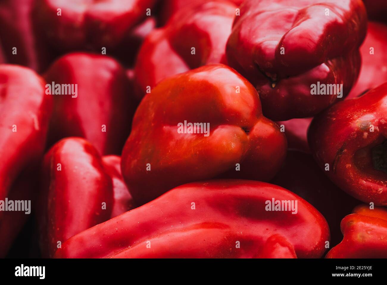 Full frame of red peppers in a market stall Stock Photo - Alamy