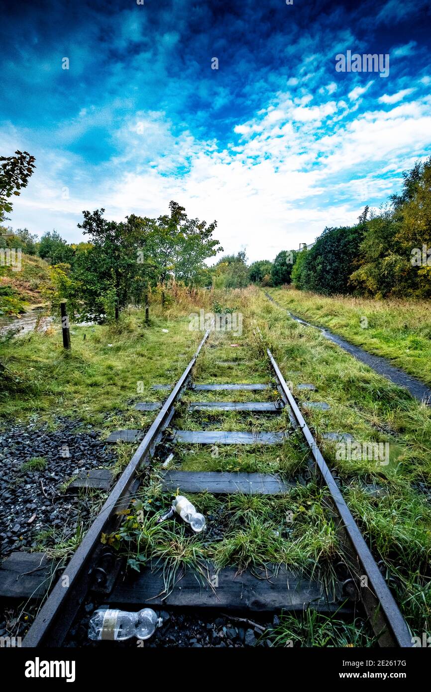 Disused railway tracks hi-res stock photography and images - Alamy