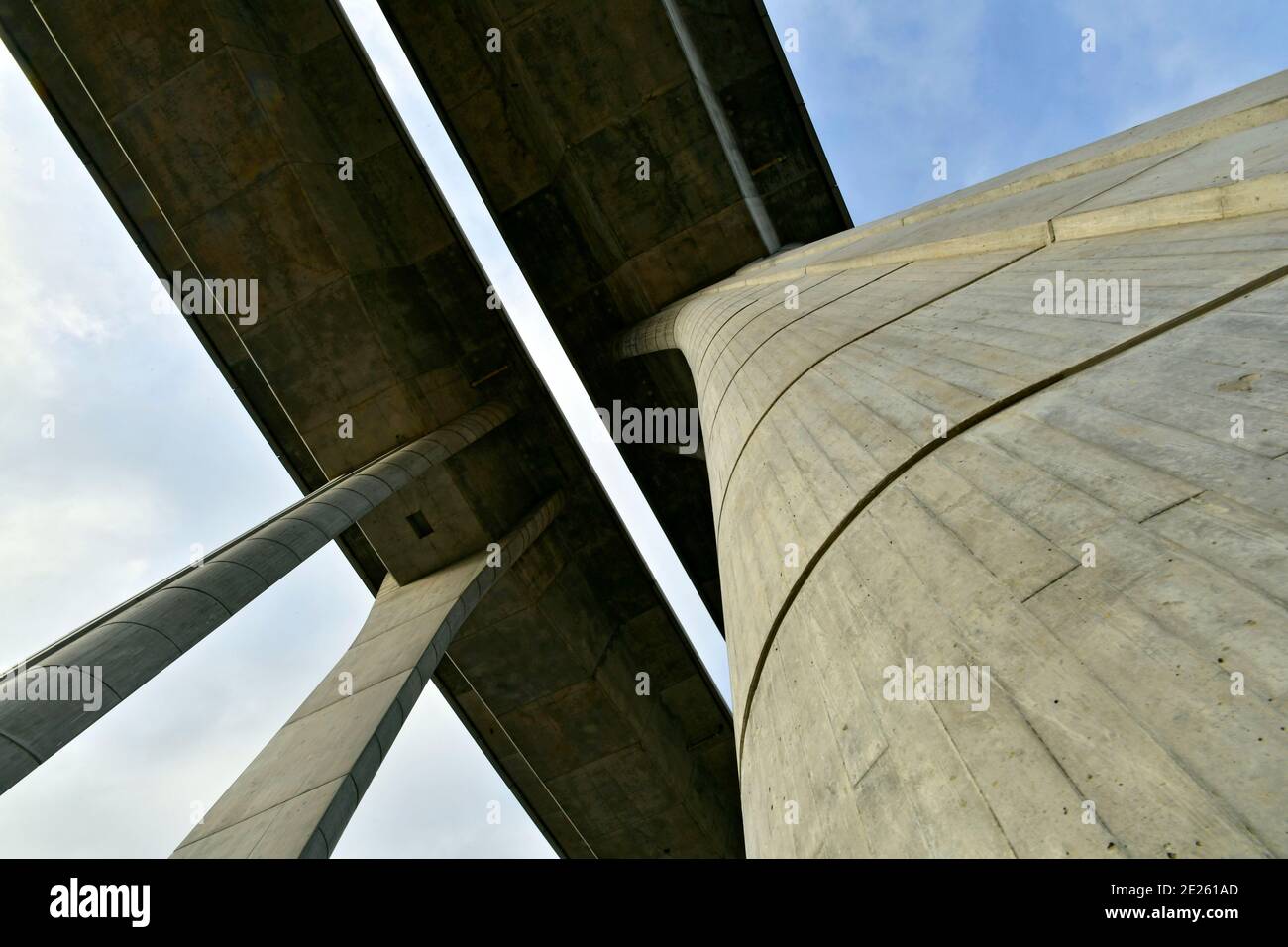 The Radotín Bridge is a pair of bridge structures on the Prague Ring ...