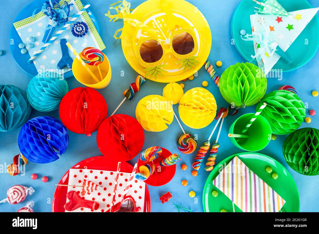 Kids birthday party hi-res stock photography and images - Alamy
