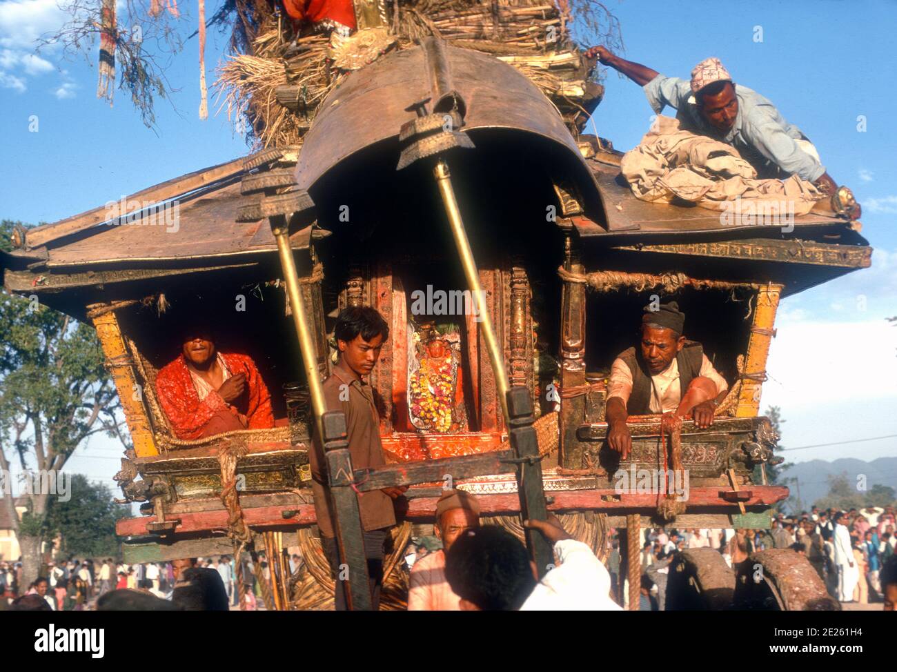 Festival deity hi-res stock photography and images - Alamy