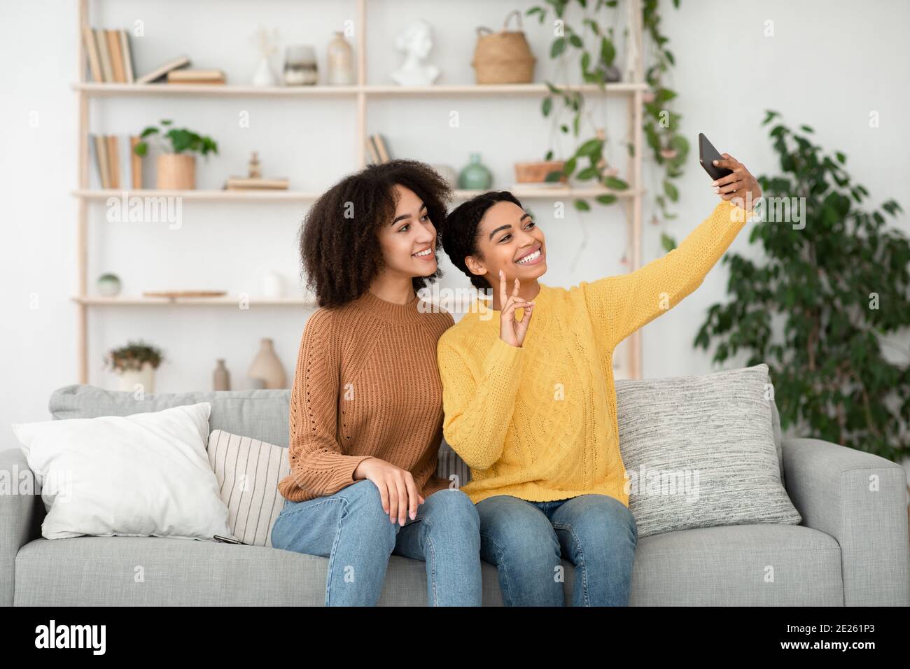 Ladies best friend hi-res stock photography and images - Alamy